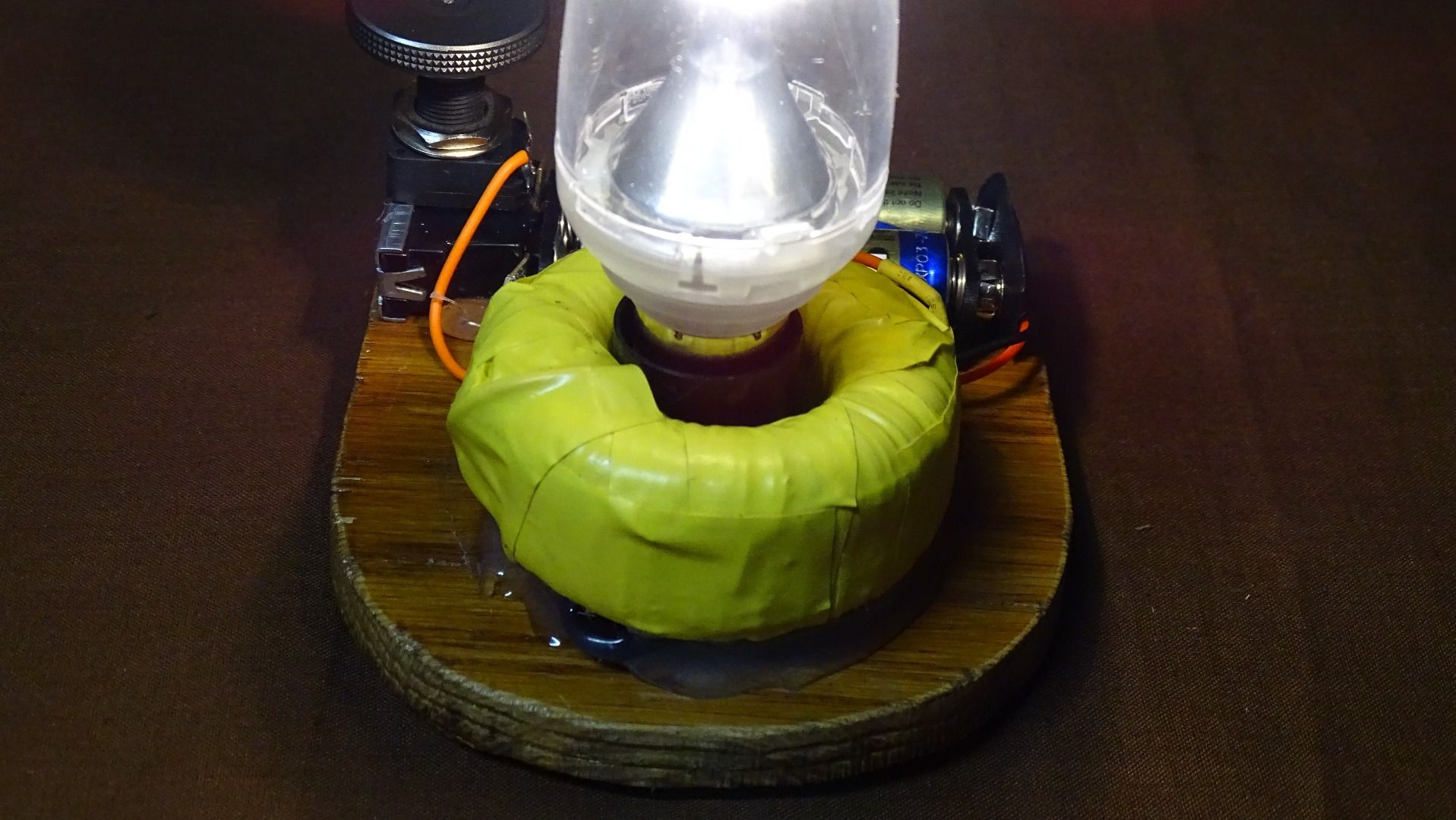Homemade Emergency Led Light Bulb Instructables