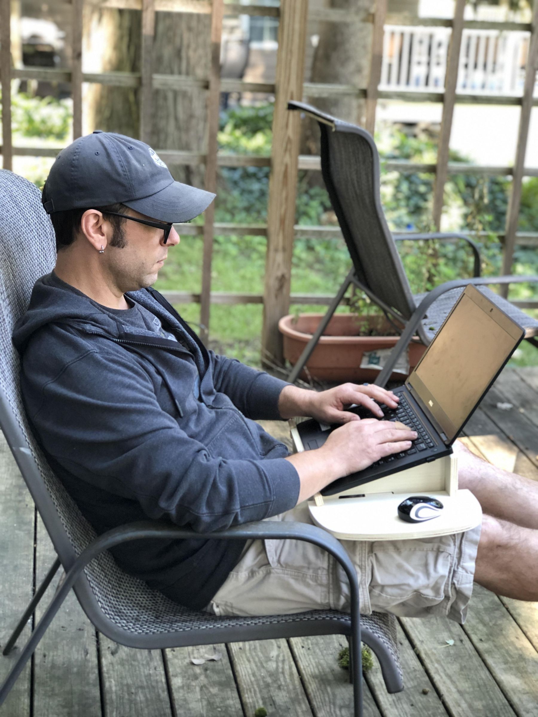 Flatpack Laptop Stand : 6 Steps (with Pictures) - Instructables