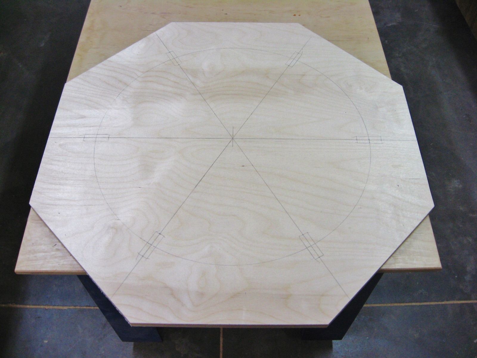 Stop Sign Coffee Table : 7 Steps (with Pictures) - Instructables