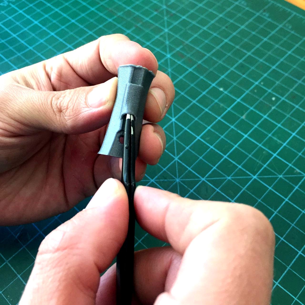 3D Printed Bionic Hand Skeleton : 8 Steps (with Pictures) - Instructables