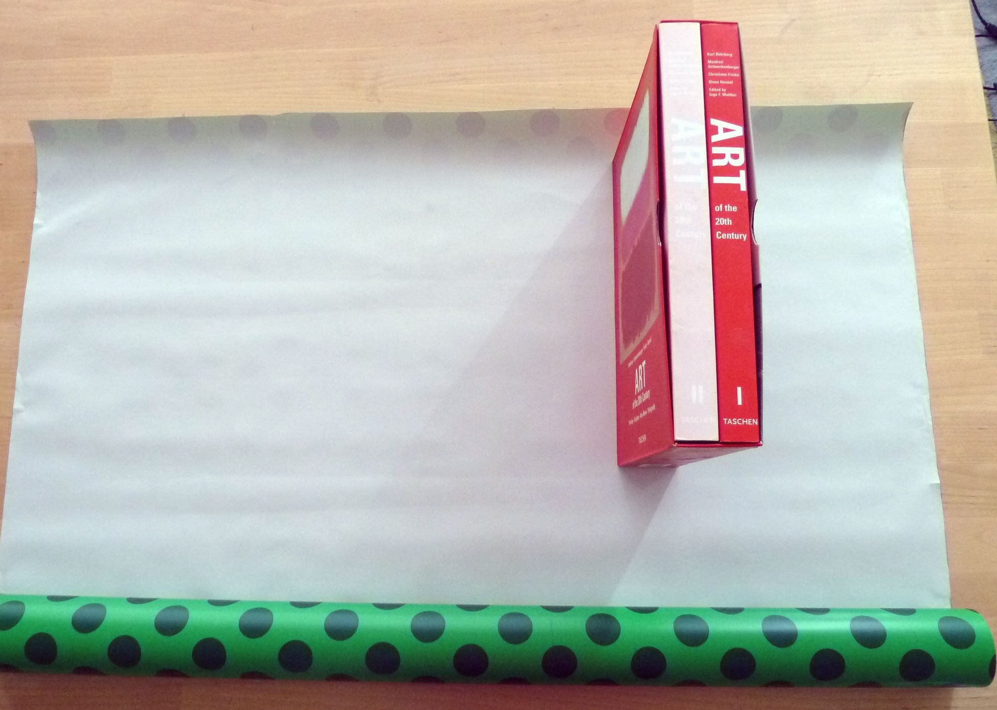 How to Wrap a Present (using Only 3 Pieces of Tape!) : 6 Steps (with ...