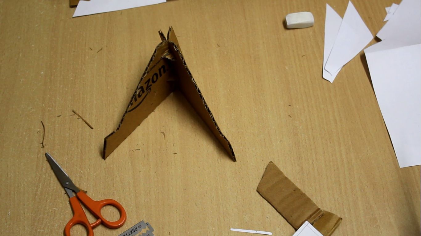 DIY Cardboard Mobile Stand : 9 Steps (with Pictures) - Instructables