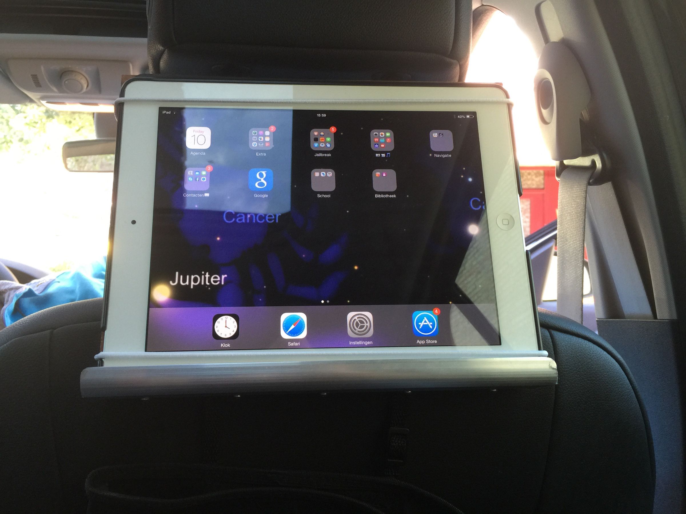 DIY Tablet Carmount : 7 Steps - Instructables