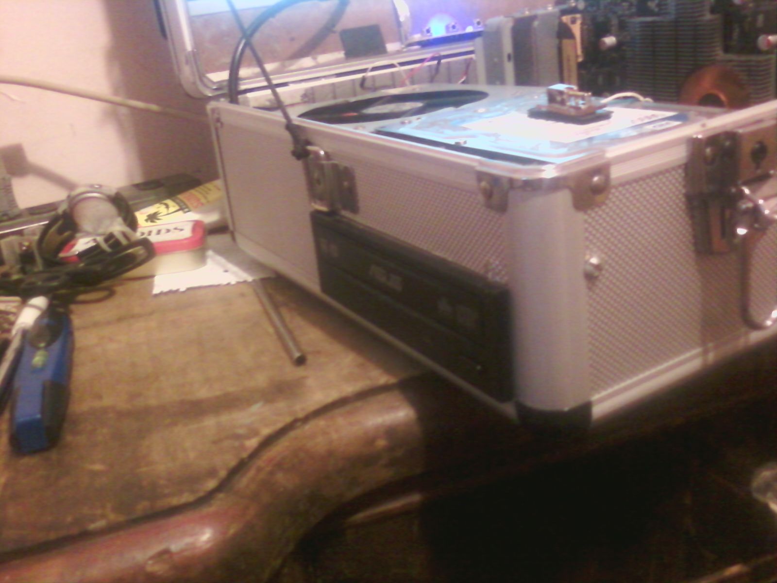 Briefcase PC Mod - Instructables