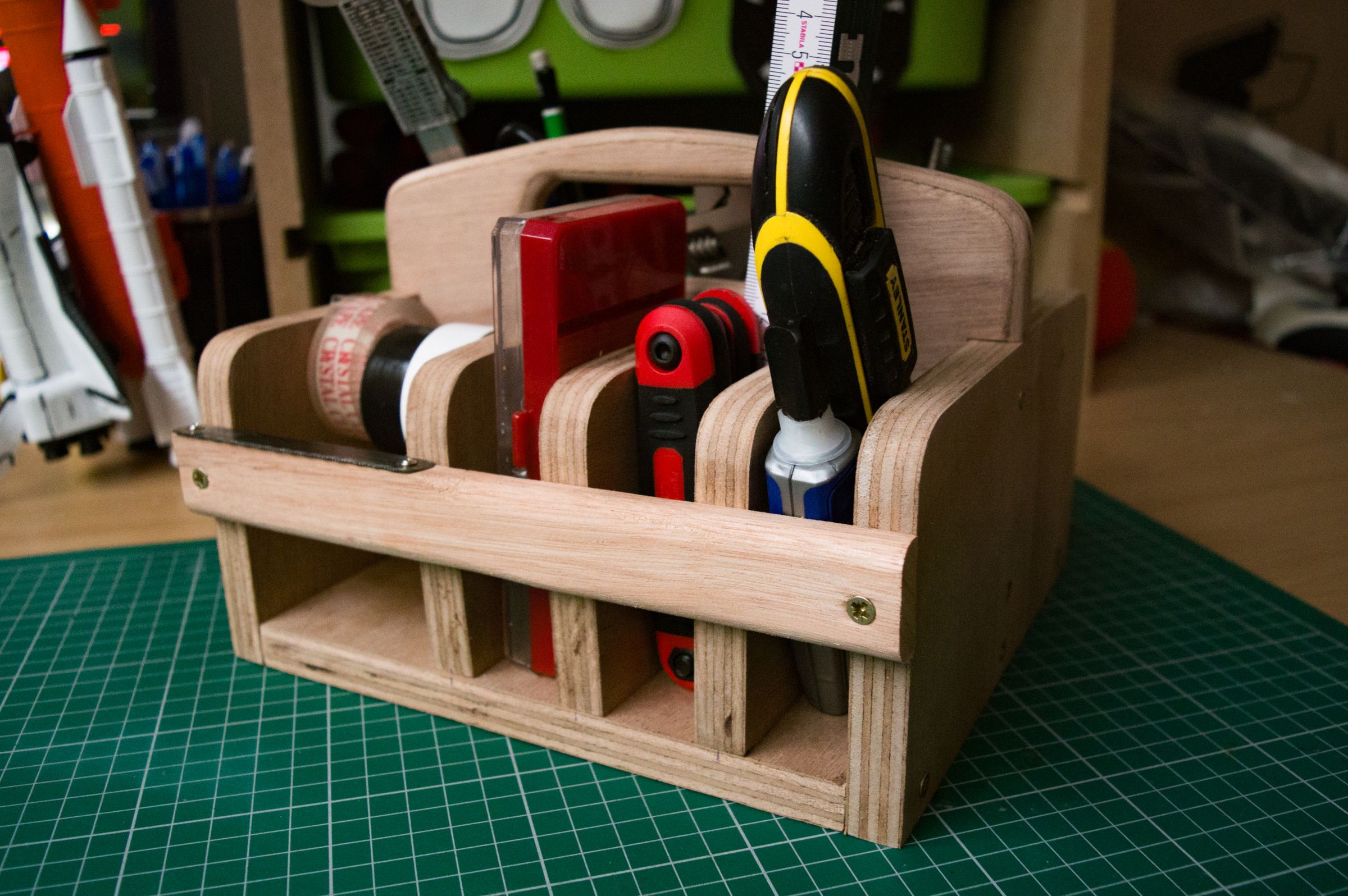 Diy Tool Caddy : 8 Steps (with Pictures) - Instructables