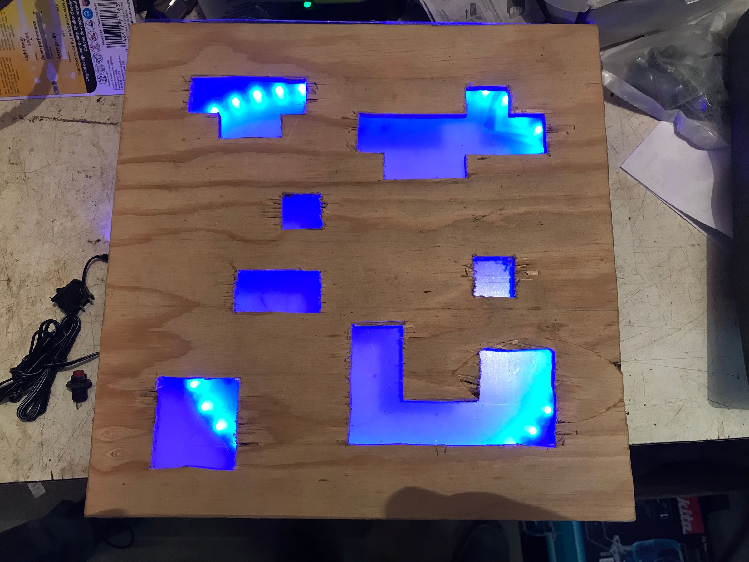 Minecraft Ore Lamp : 11 Steps (with Pictures) - Instructables