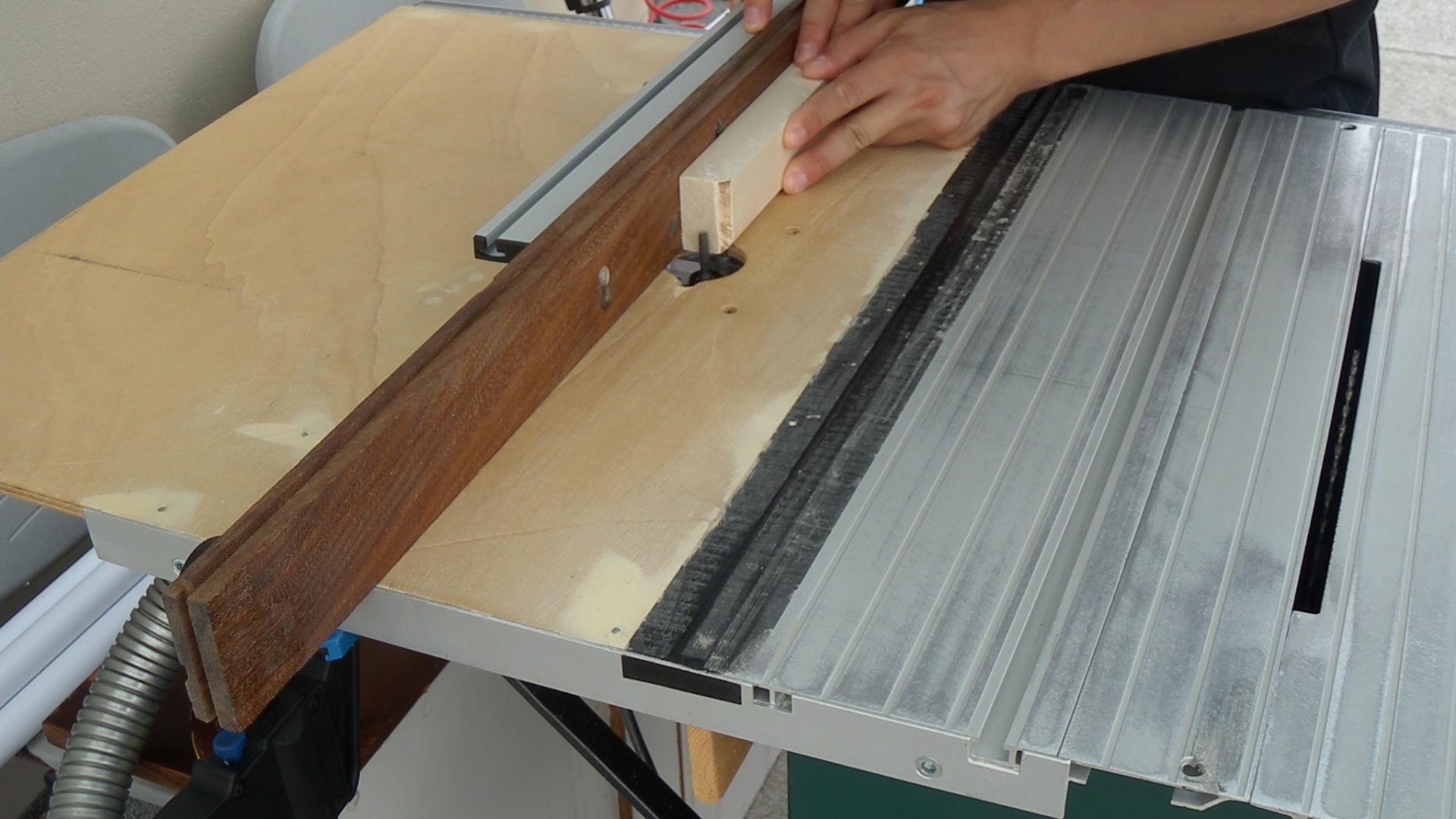 Building Custom Shop Counters | Cash Wraps : 20 Steps (with Pictures ...