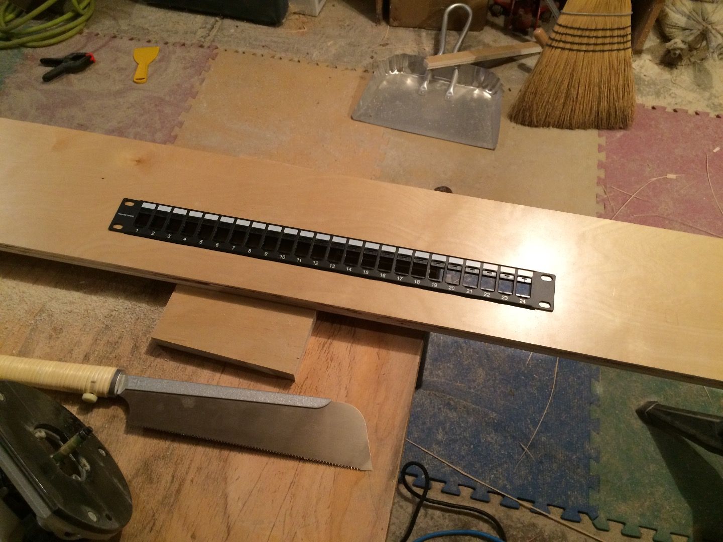 Standing Desk for Engineers : 8 Steps (with Pictures) - Instructables