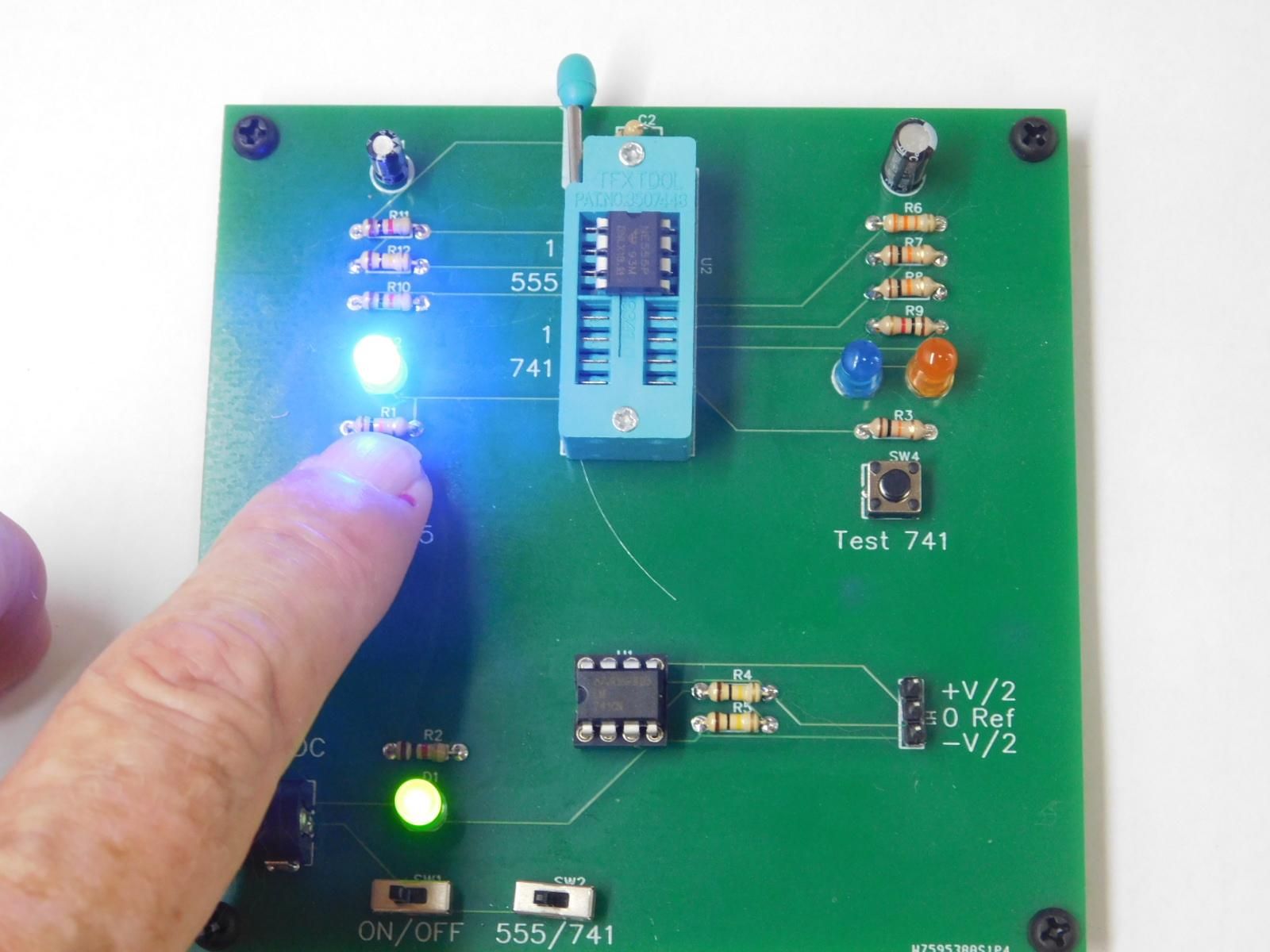 555 & 741 Tester : 4 Steps - Instructables