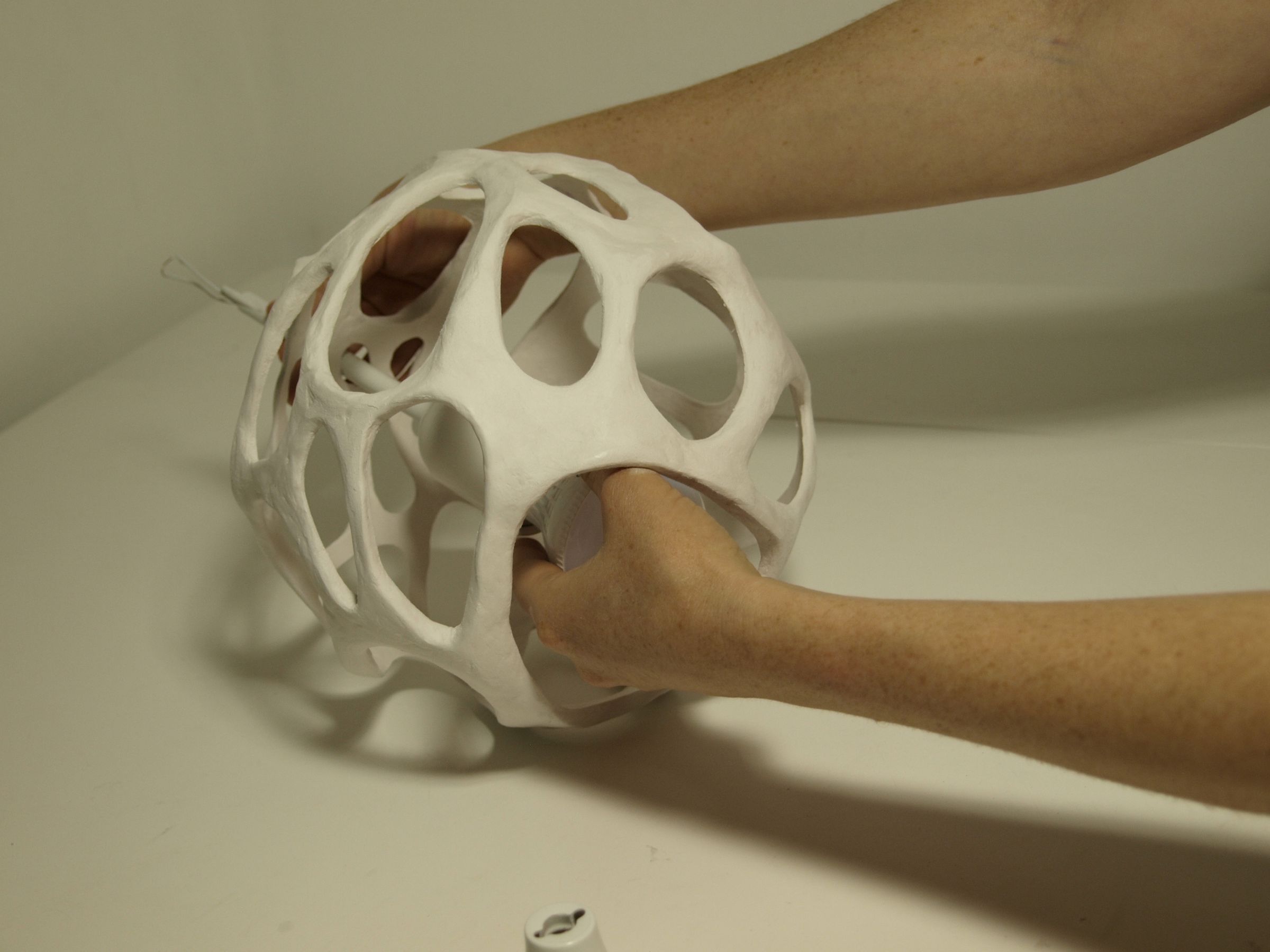 DIY Cellular Organic Lampshade Without a 3D Printer : 4 Steps (with ...