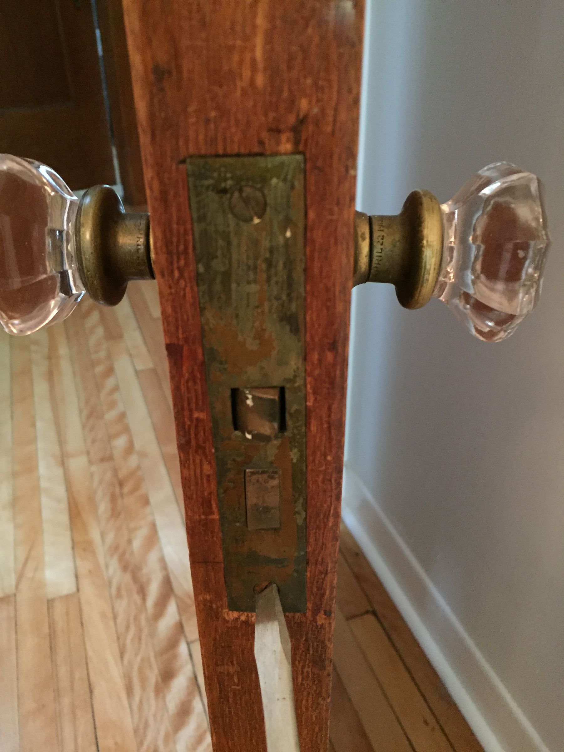 How To Replace And Fix Broken Door Knob