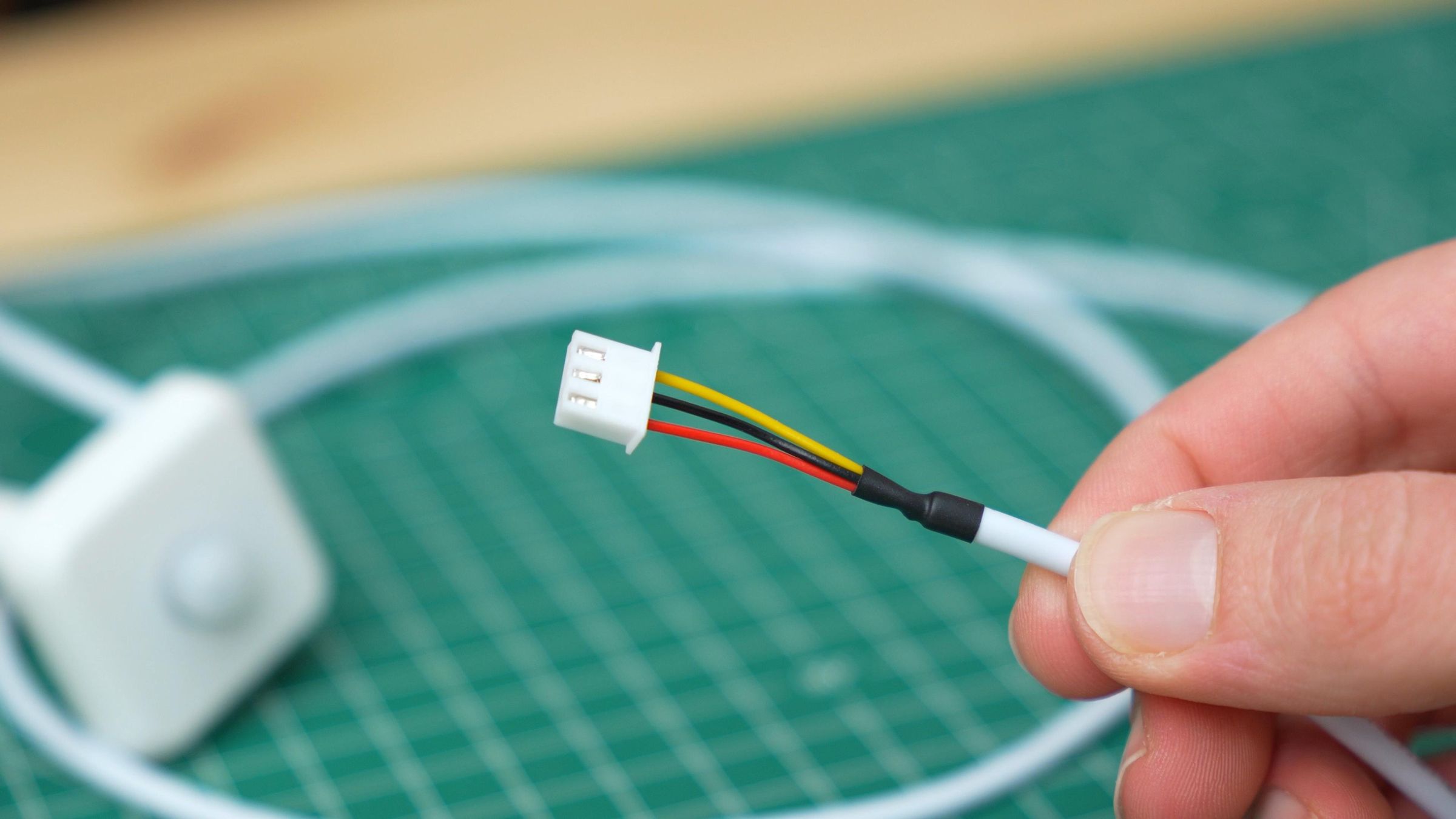 All-in-one RGBW LEDs Controller With Temperature and PIR Sensors! : 10 Steps (with Pictures ...