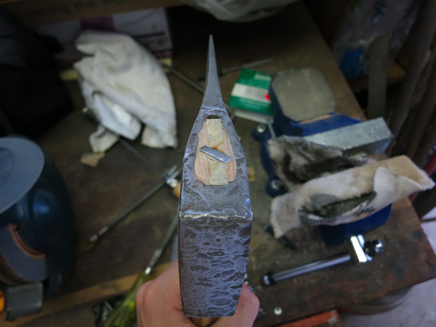 How to Restore an Axe : 7 Steps (with Pictures) - Instructables