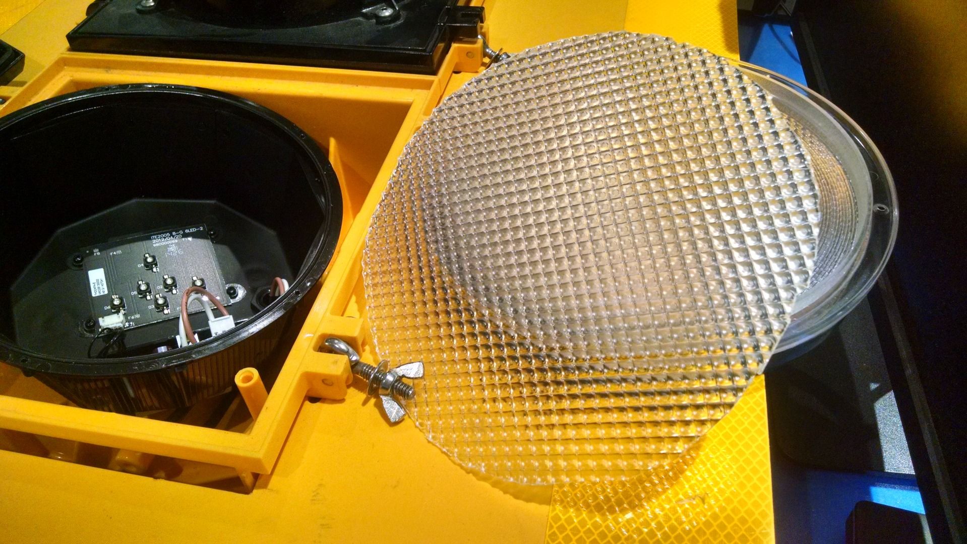 System Status Traffic Light : 6 Steps (with Pictures) - Instructables