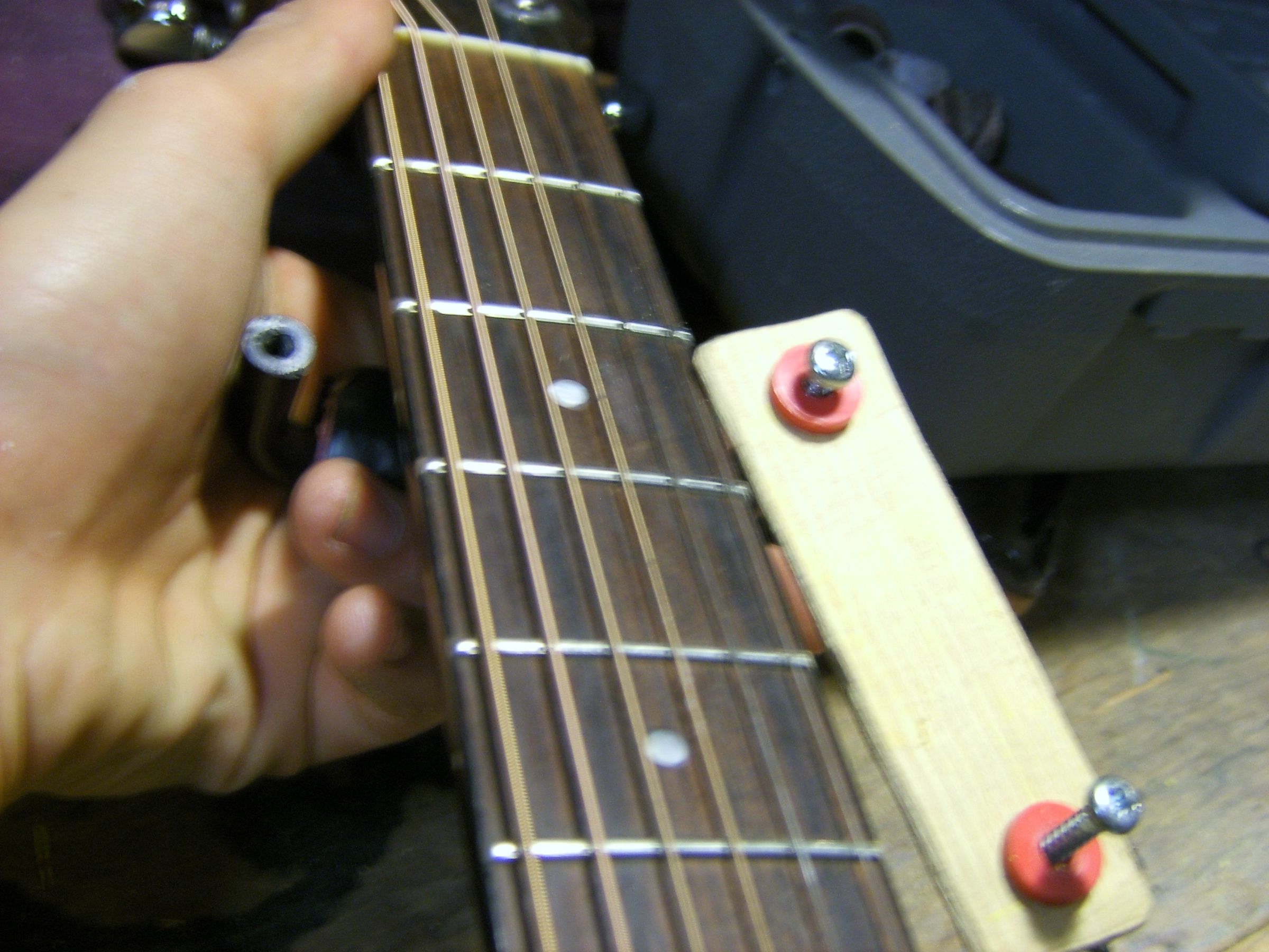 How to Make a Dirt Simple Guitar Capo! : 5 Steps (with Pictures ...