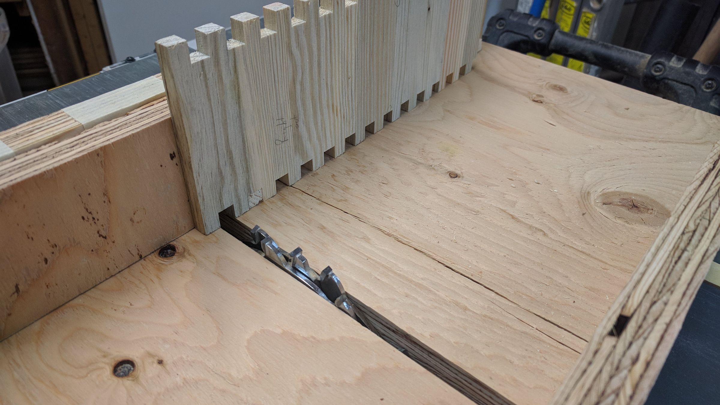 Pallet Wood Mailbox : 8 Steps (with Pictures) - Instructables