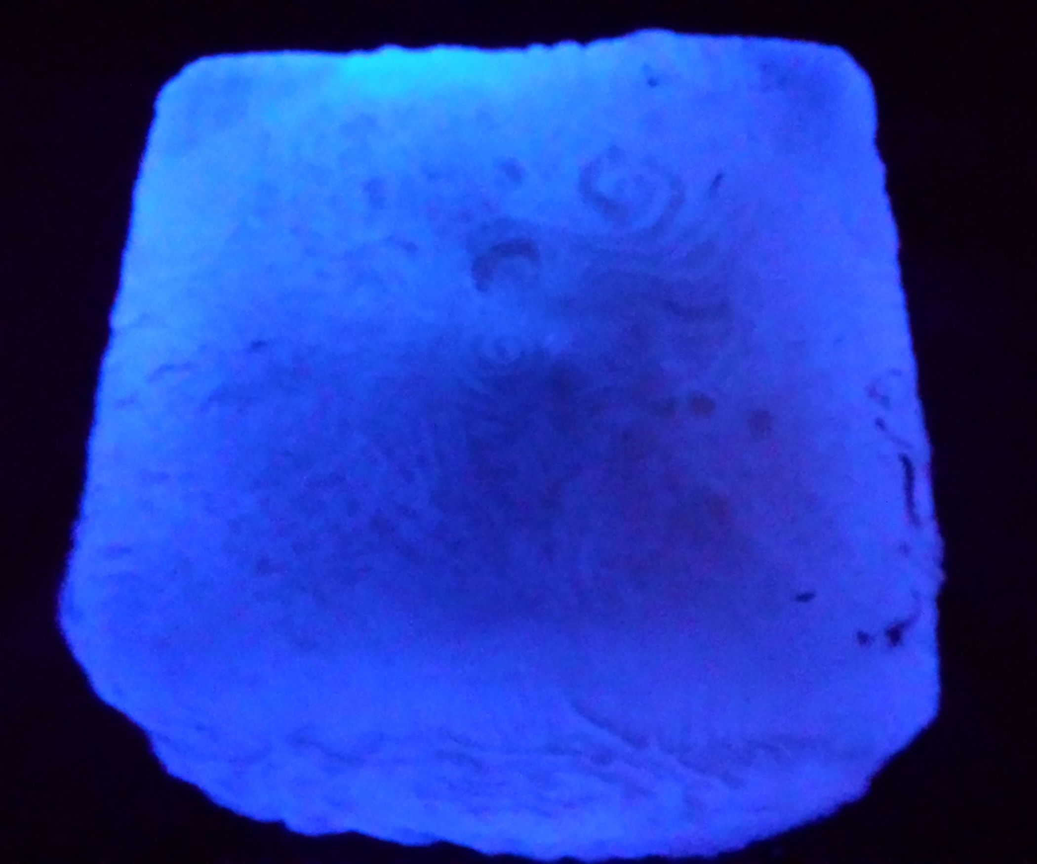 Custom Glowing 7"x7"x7" LED Ice Block & Rubber Moldmaking : 4 Steps ...