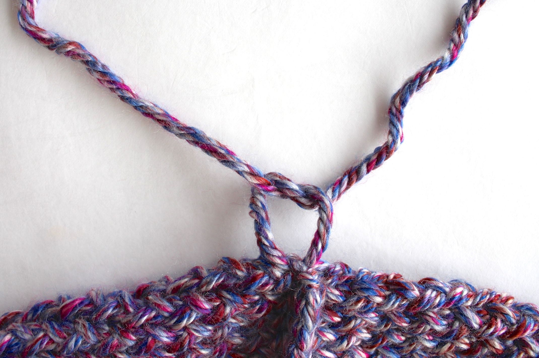 How to Knit an Infinity Scarf on a Loom : 15 Steps (with Pictures ...