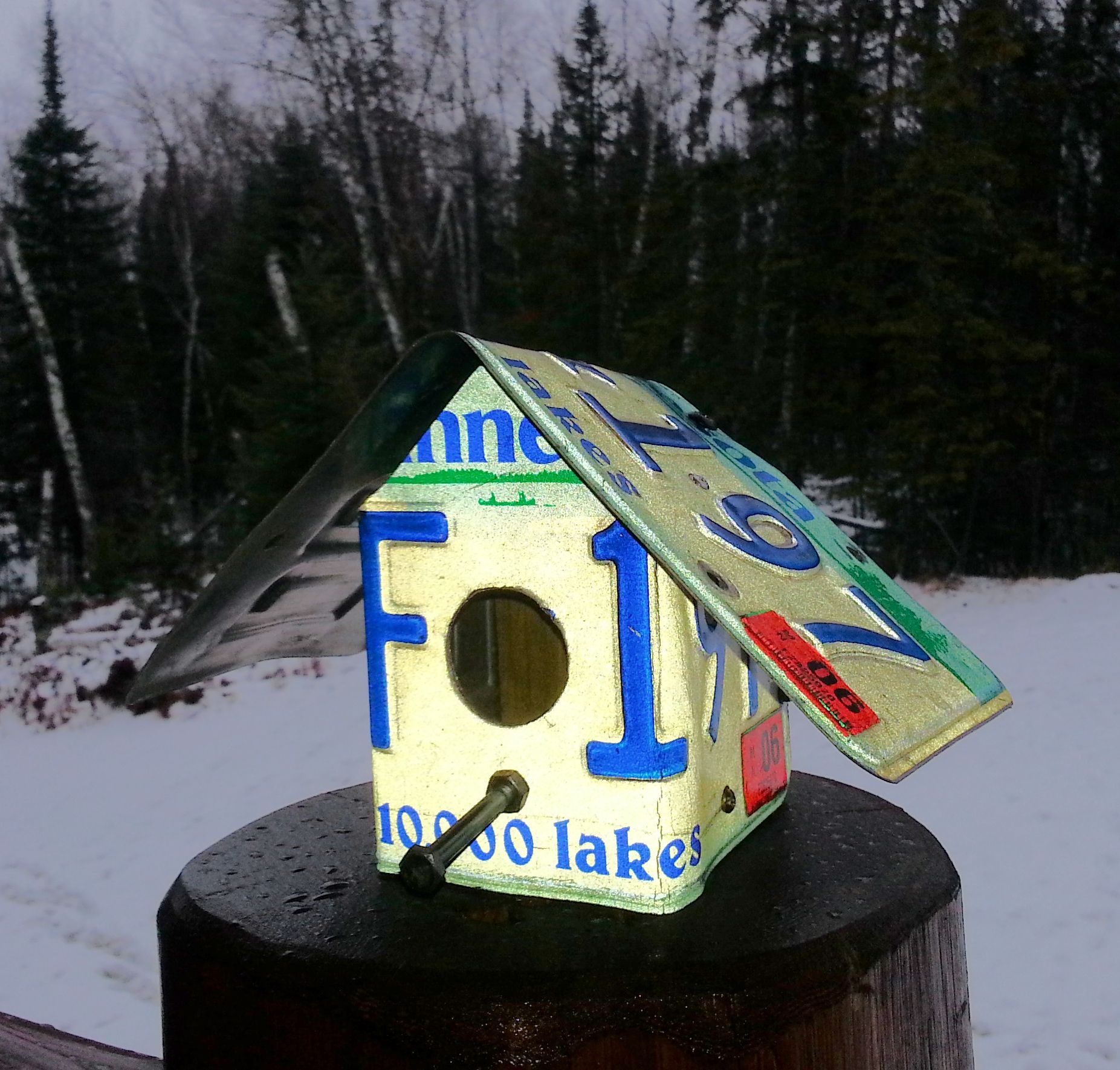 Build a License Plate Birdhouse (with Pictures) - Instructables