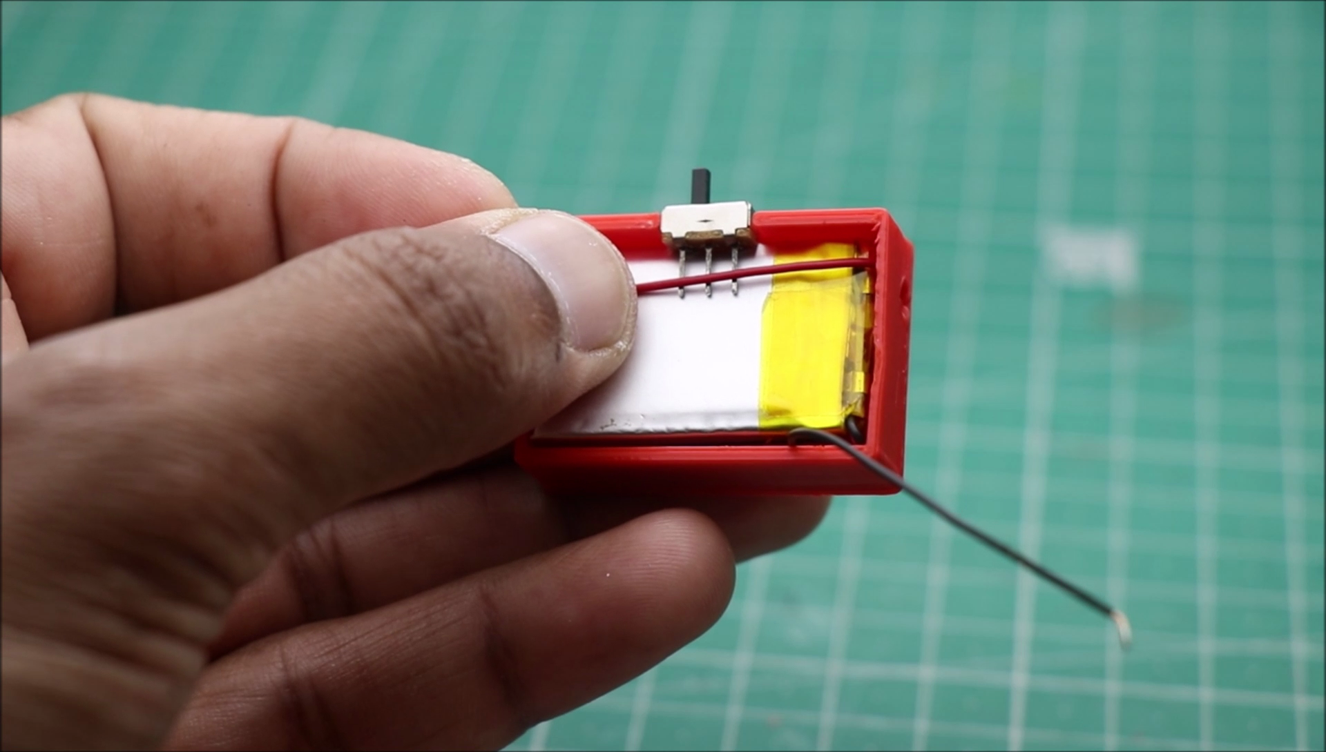 How to Make Mini Rechargeable Powerful LED Light : 8 Steps (with ...