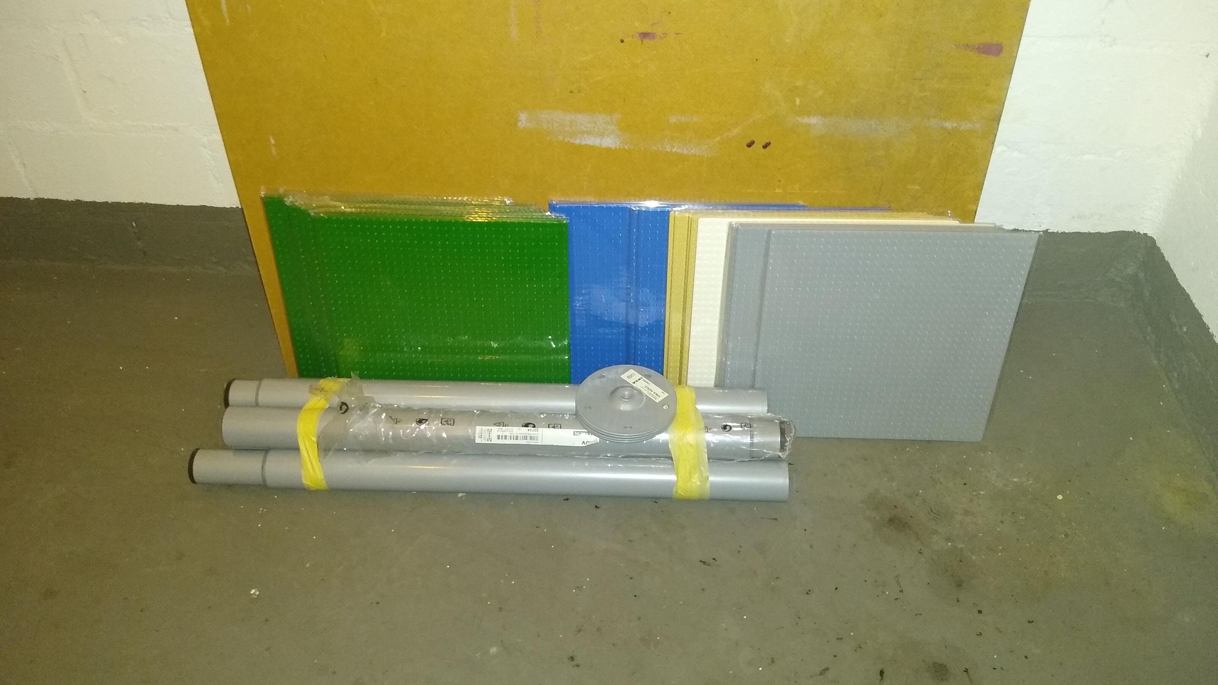 Lego Play Table (with Interchangeable Baseplates) - Updated : 7 Steps ...