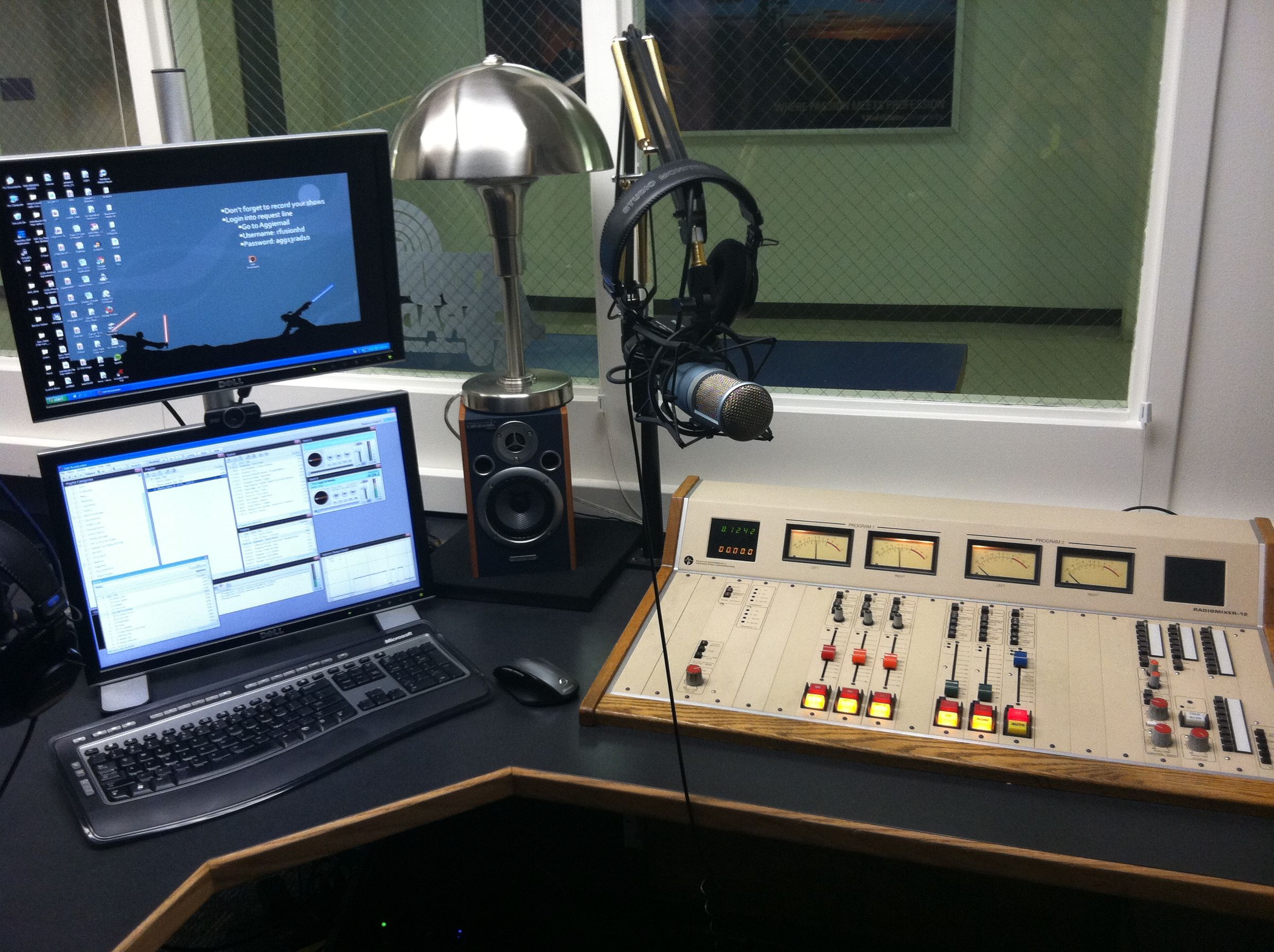 How to Run a Radio Show at Aggie Radio : 7 Steps - Instructables