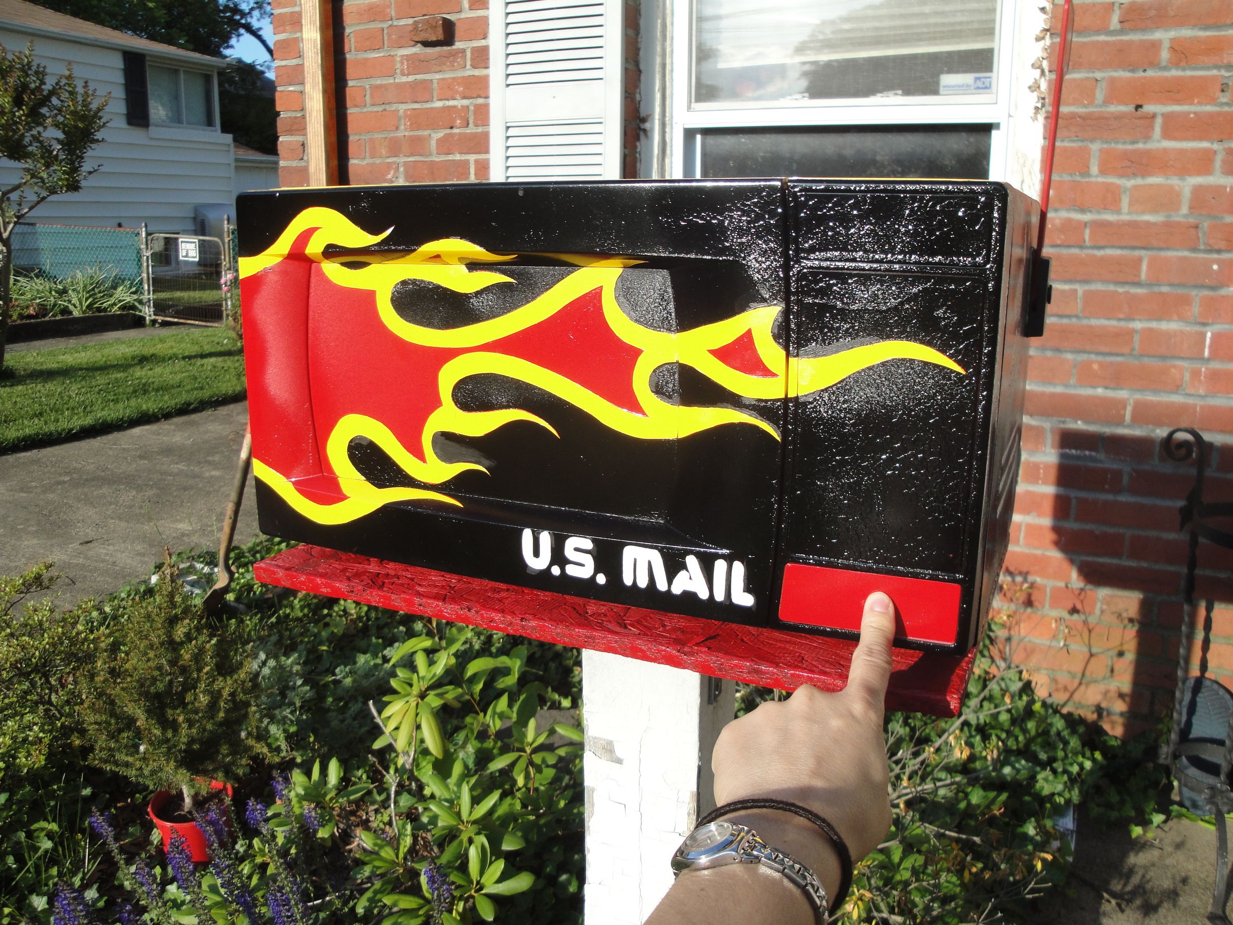 Convert a Broken Microwave Into a Mailbox : 5 Steps (with Pictures ...