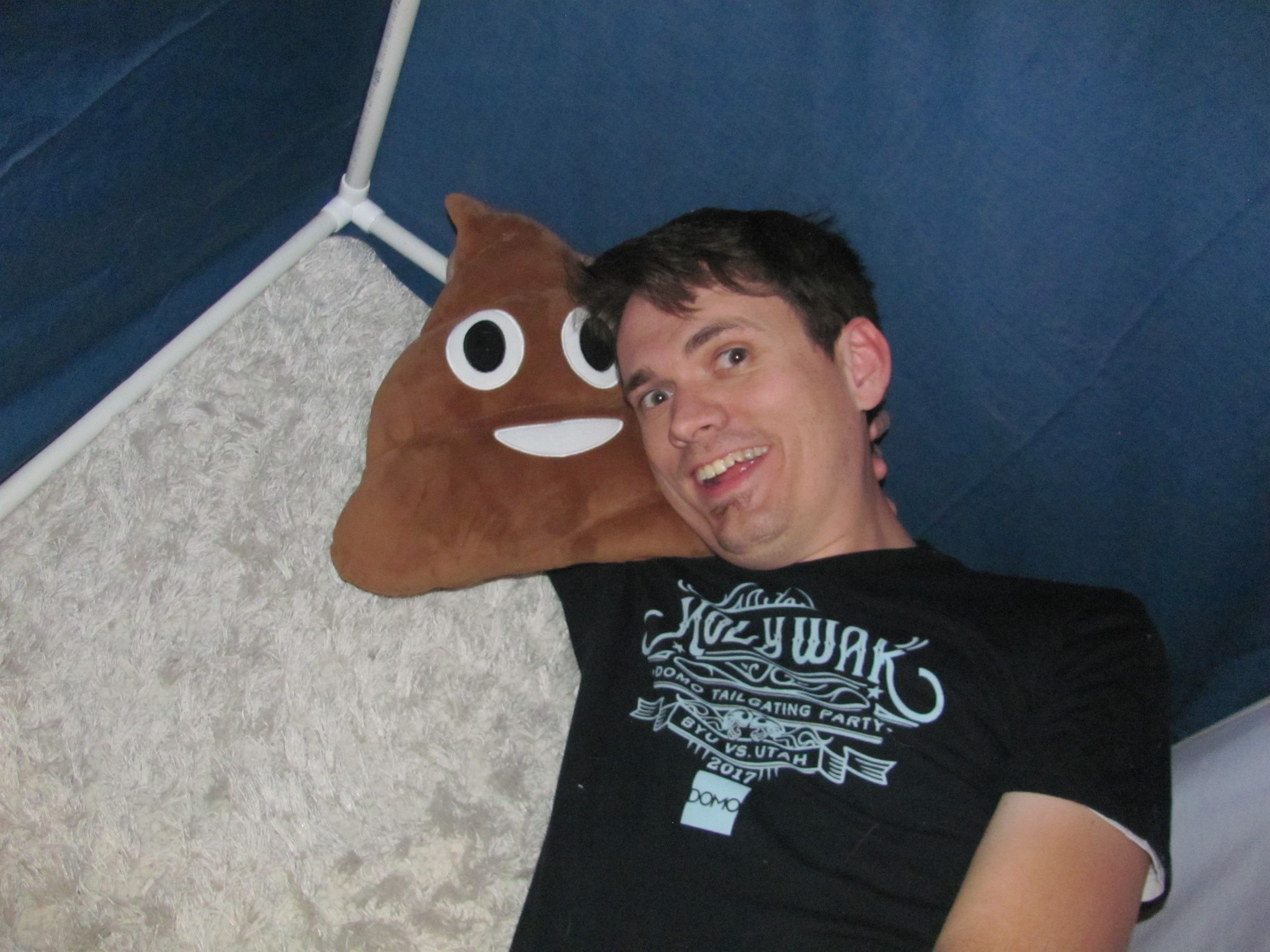PVC Blanket Fort Kit : 4 Steps (with Pictures) - Instructables
