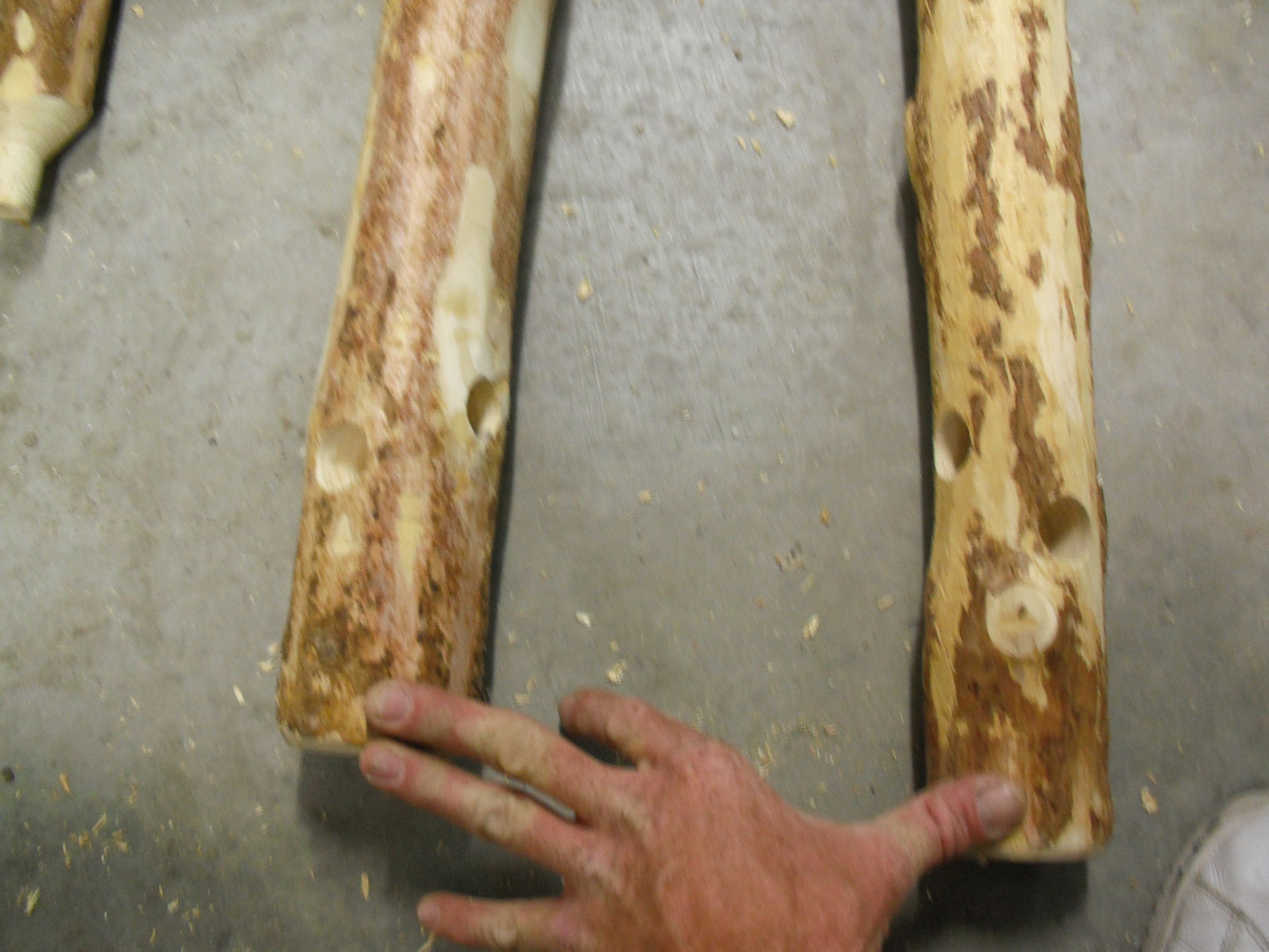 How to Build a Custom Pine Log Table : 7 Steps - Instructables