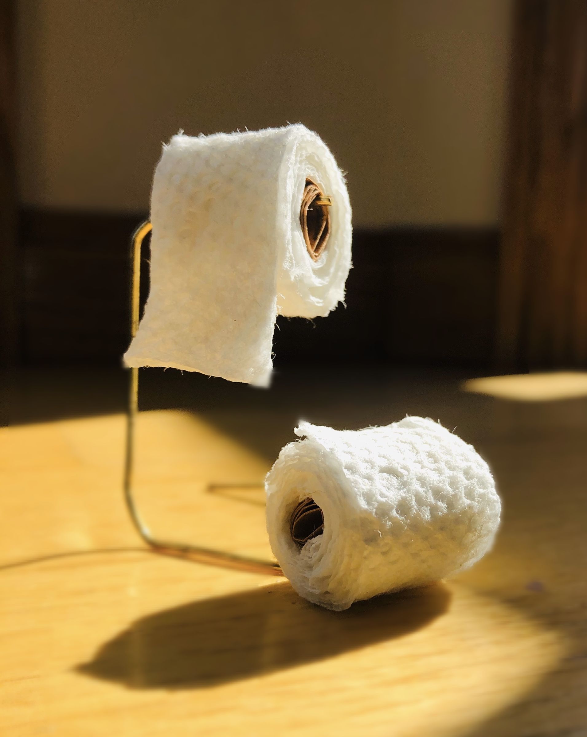 Mini Toilet Paper Rolls and Stand : 3 Steps - Instructables