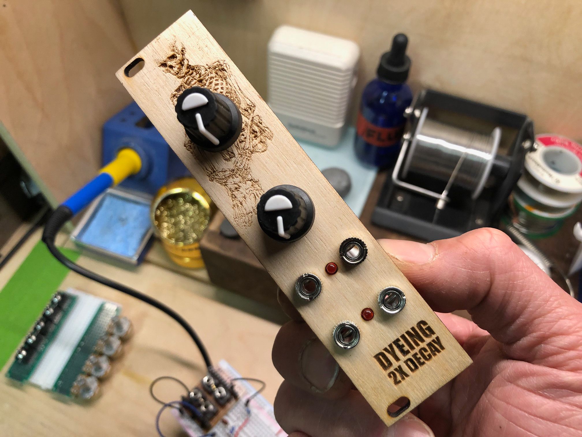 Dual Decay Eurorack Point-to-Point Circuit : 12 Steps - Instructables