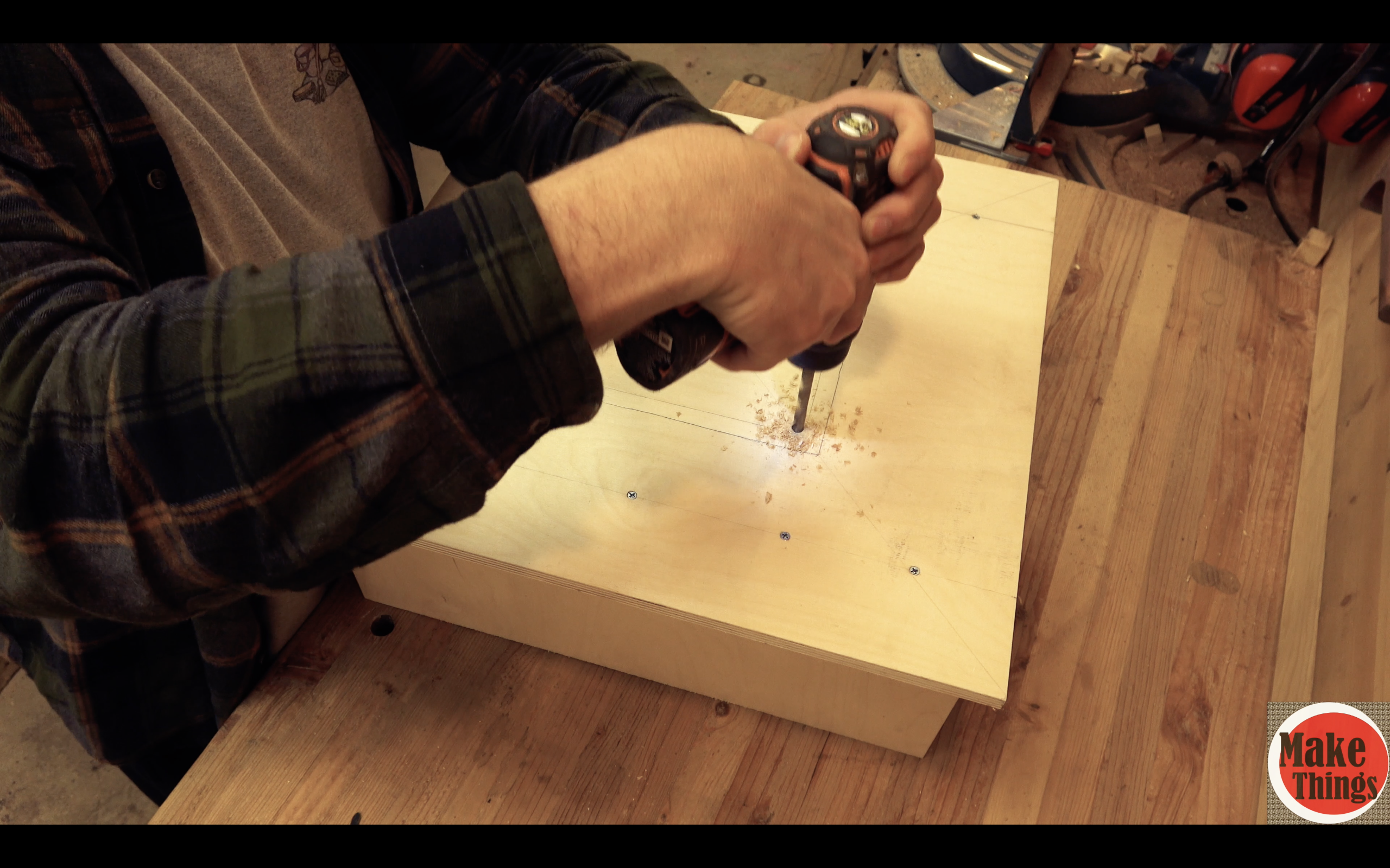 Desktop Router Table Using Only 3 HAND Power Tools : 12 Steps (with ...
