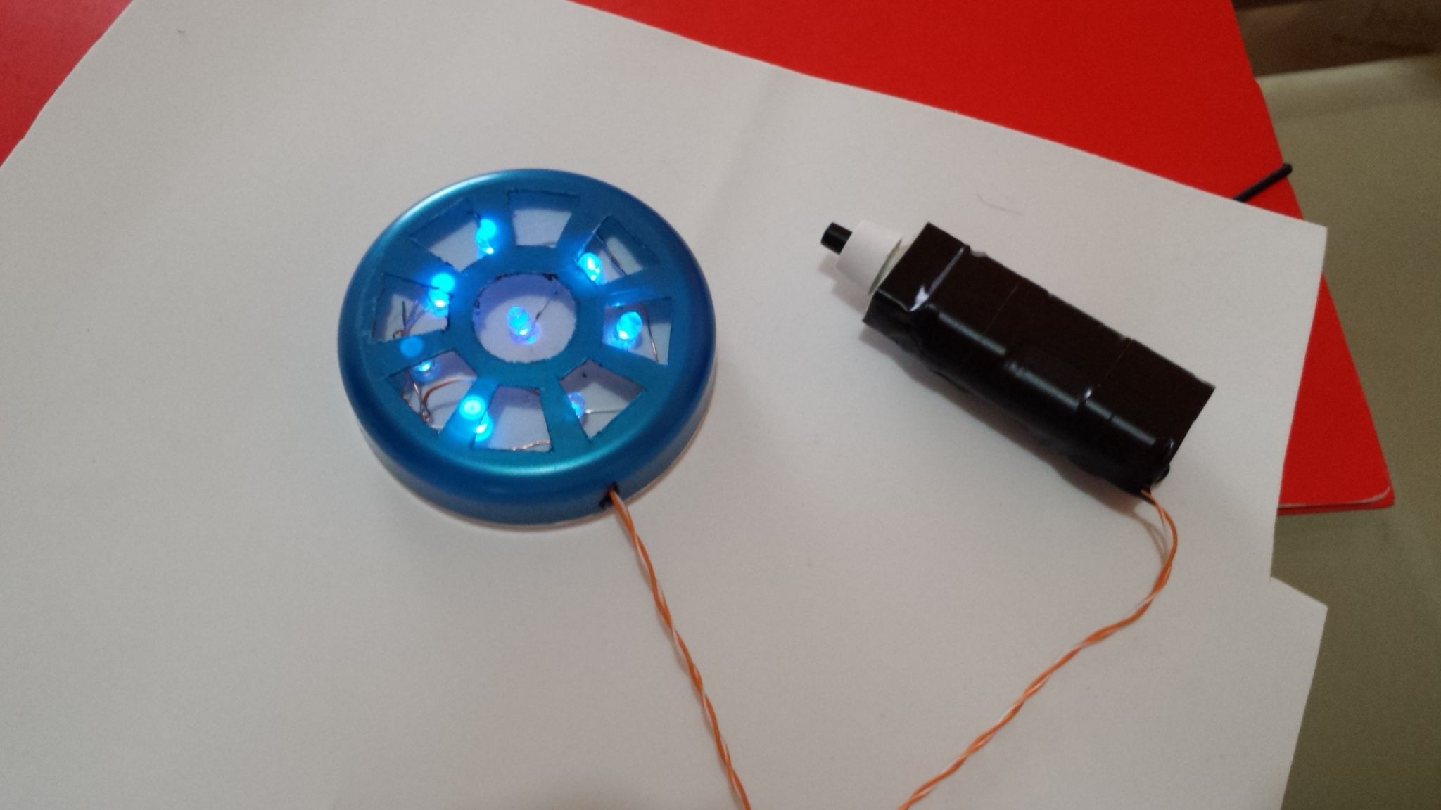 Simplest Iron Man Arc Reactor : 5 Steps - Instructables