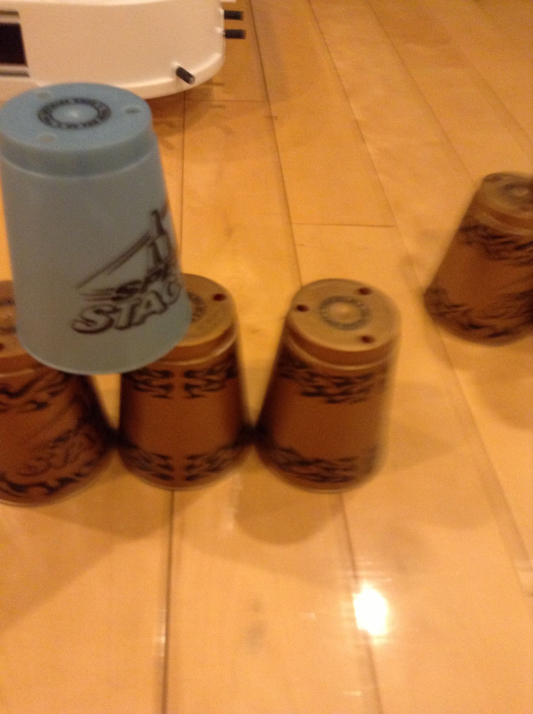 How to Cup Stack : 12 Steps - Instructables