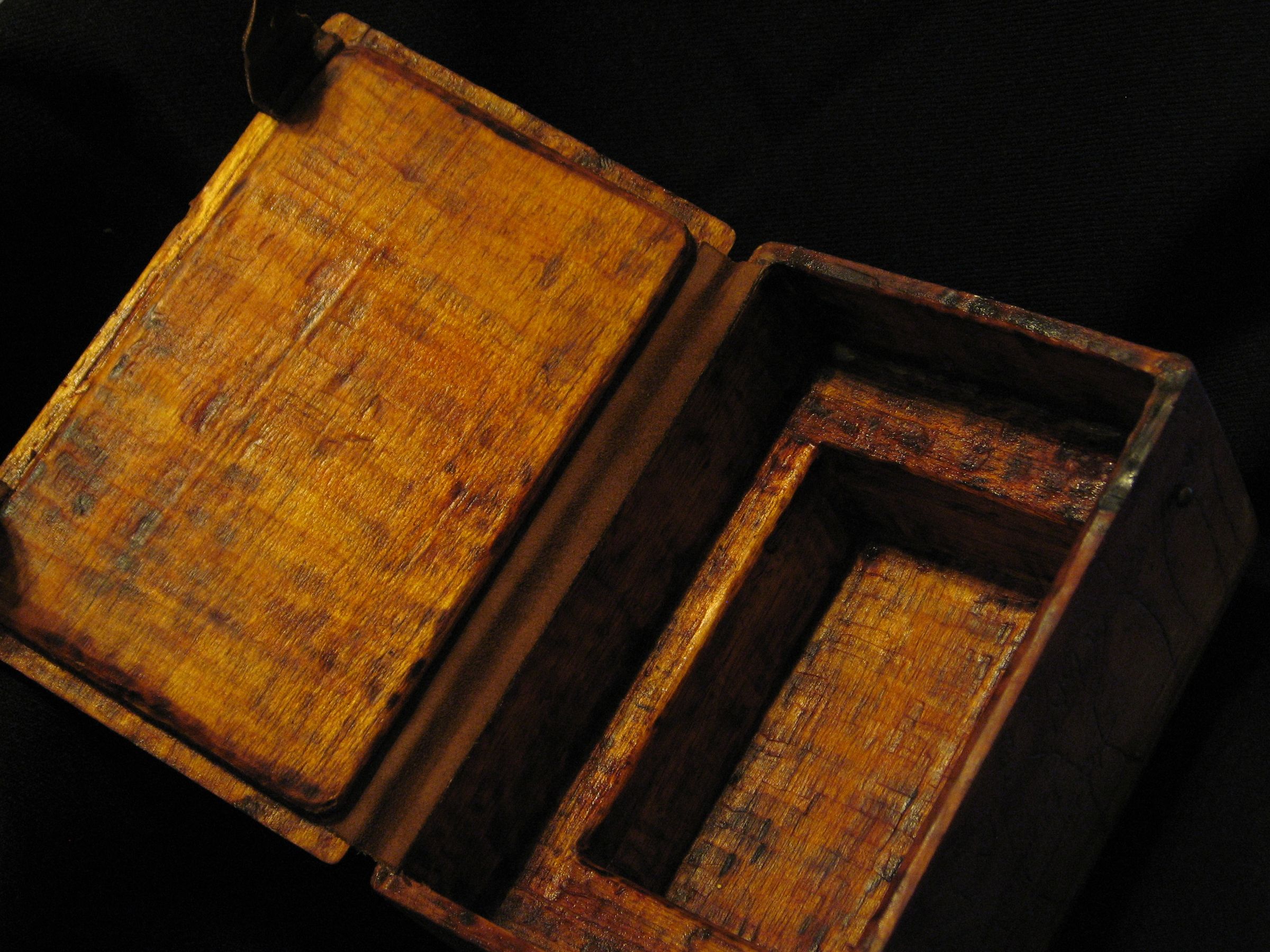 Balsa Box for Two Card Decks - Instructables