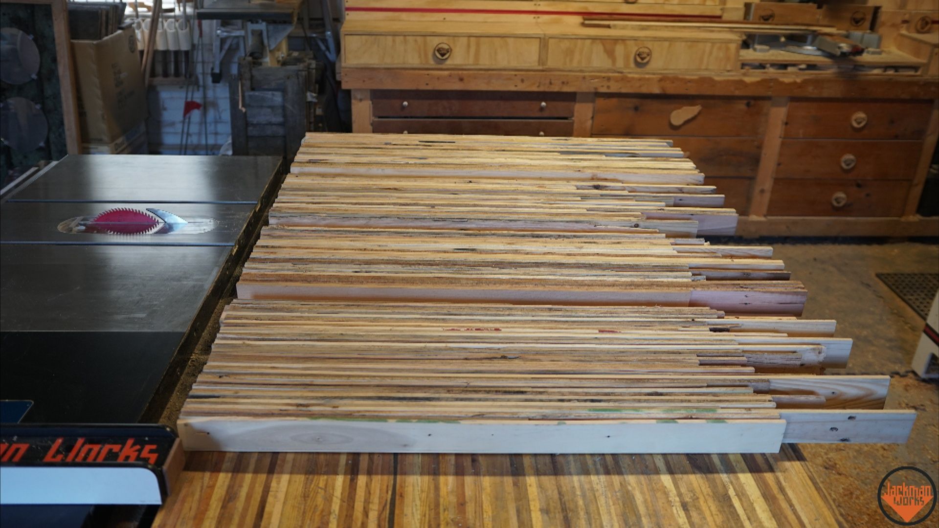 Pallet Wood Slat Bench : 11 Steps (with Pictures) - Instructables