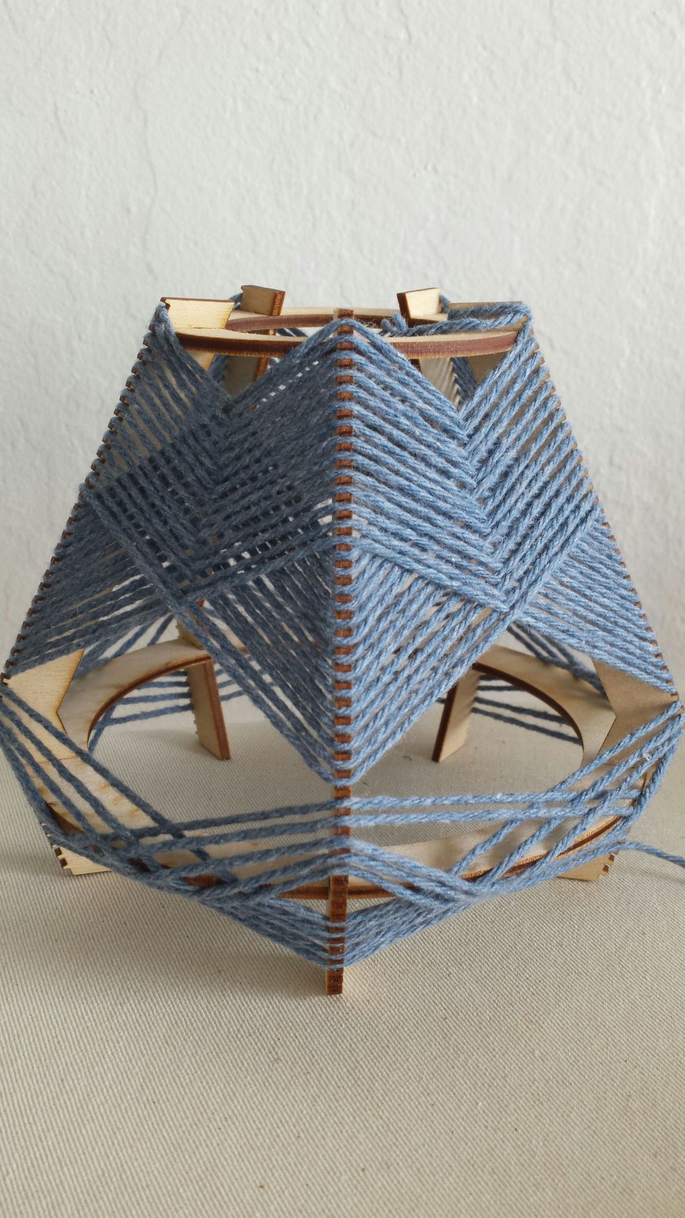 Woven Yarn Lamp : 9 Steps (with Pictures) - Instructables