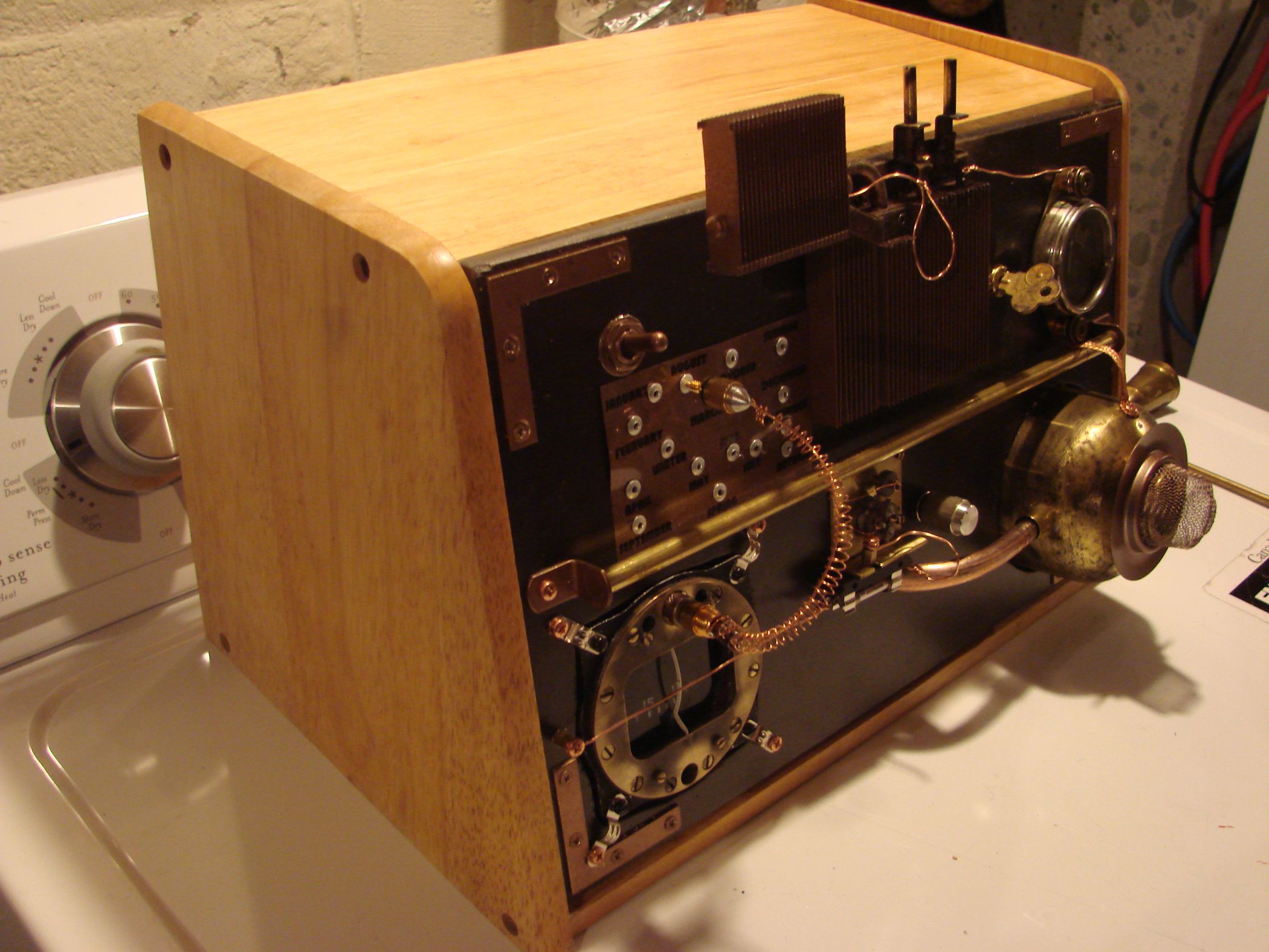 STEAMPUNK TIME MACHINE : 4 Steps - Instructables