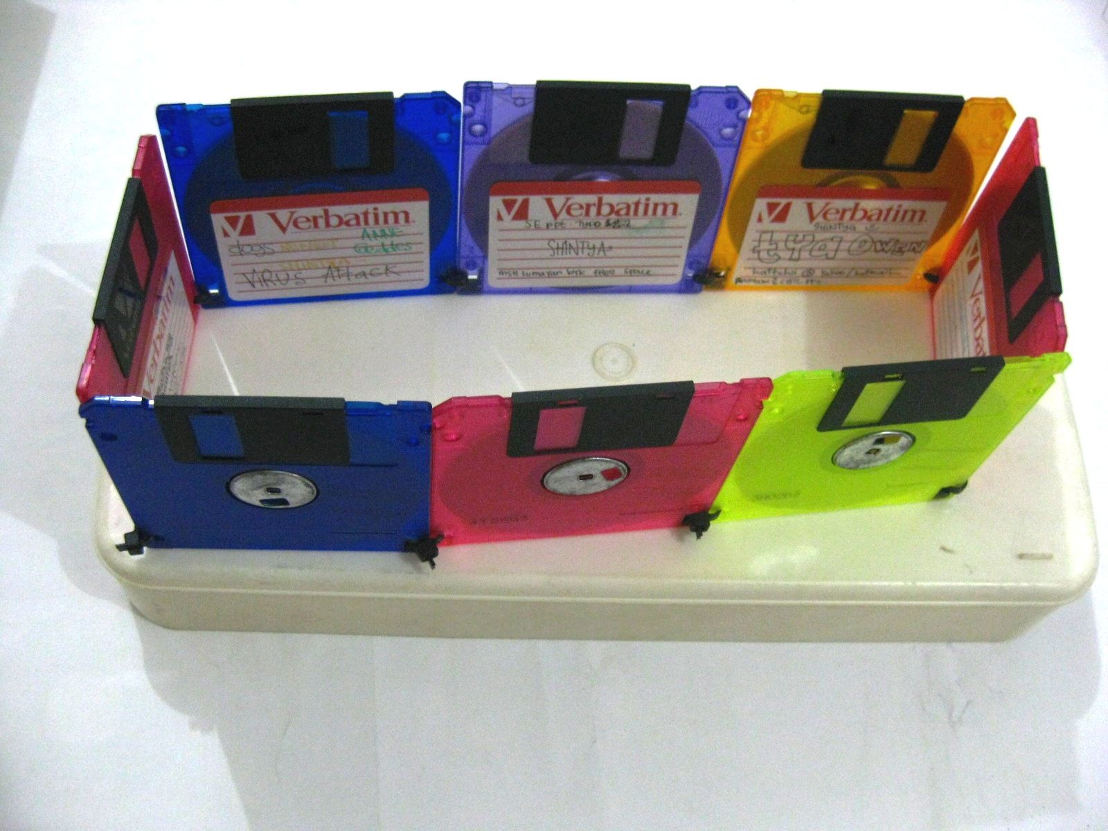 Colorful Floppy Disk Box : 3 Steps - Instructables