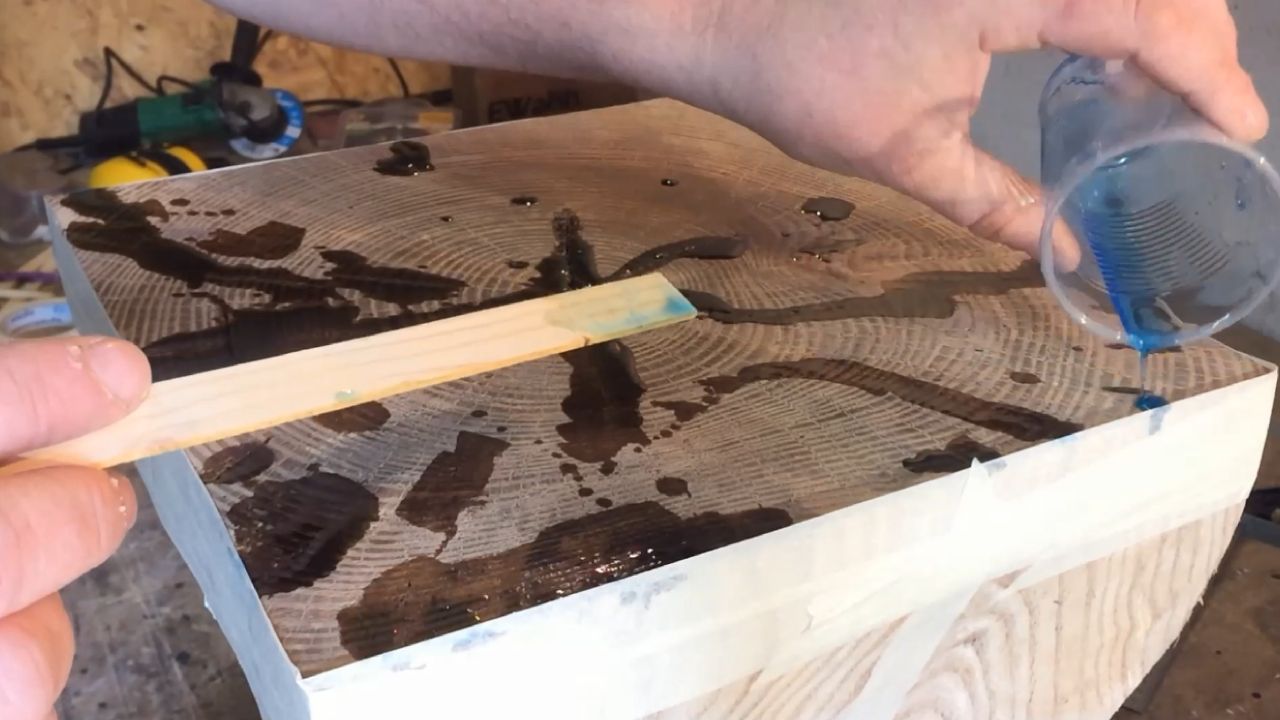 Twisted Stool / End Table : 14 Steps (with Pictures) - Instructables