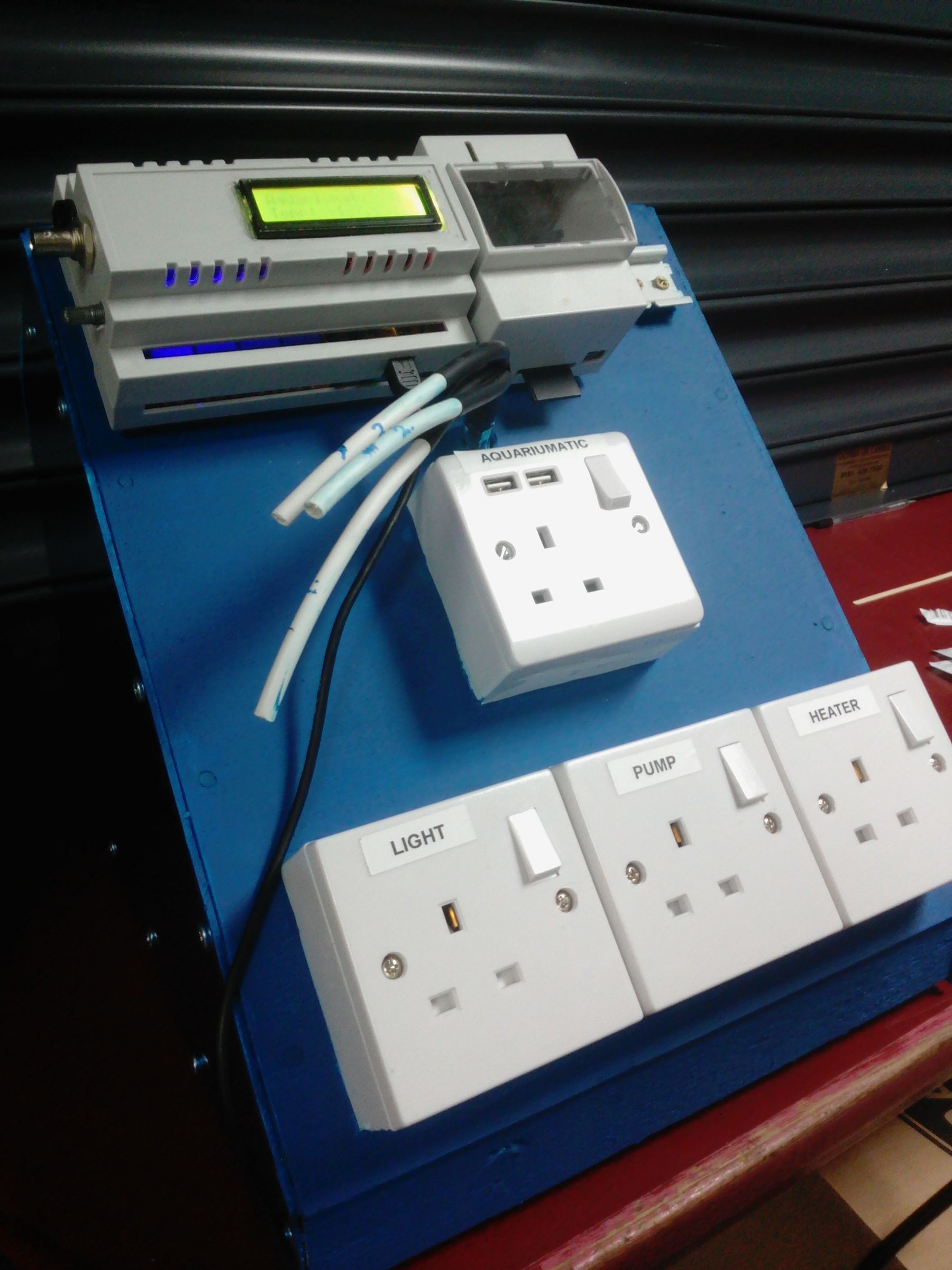 Aquariumatic V1: Arduino Powered Multi-Aquarium Monitor : 10 Steps ...