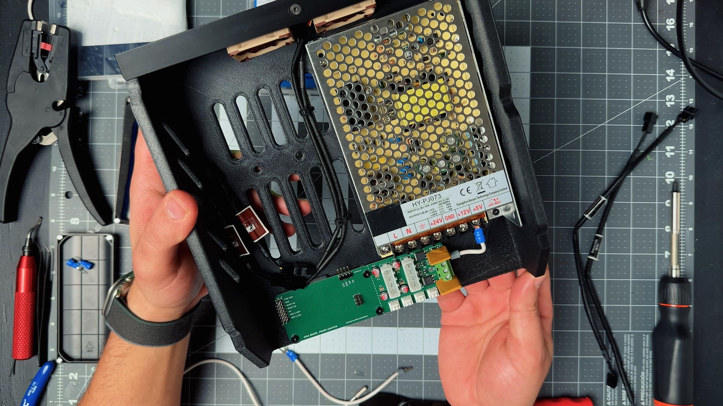 3D Printed Home Server – 6 Bay ZimaBoard NAS : 6 Steps (with Pictures ...