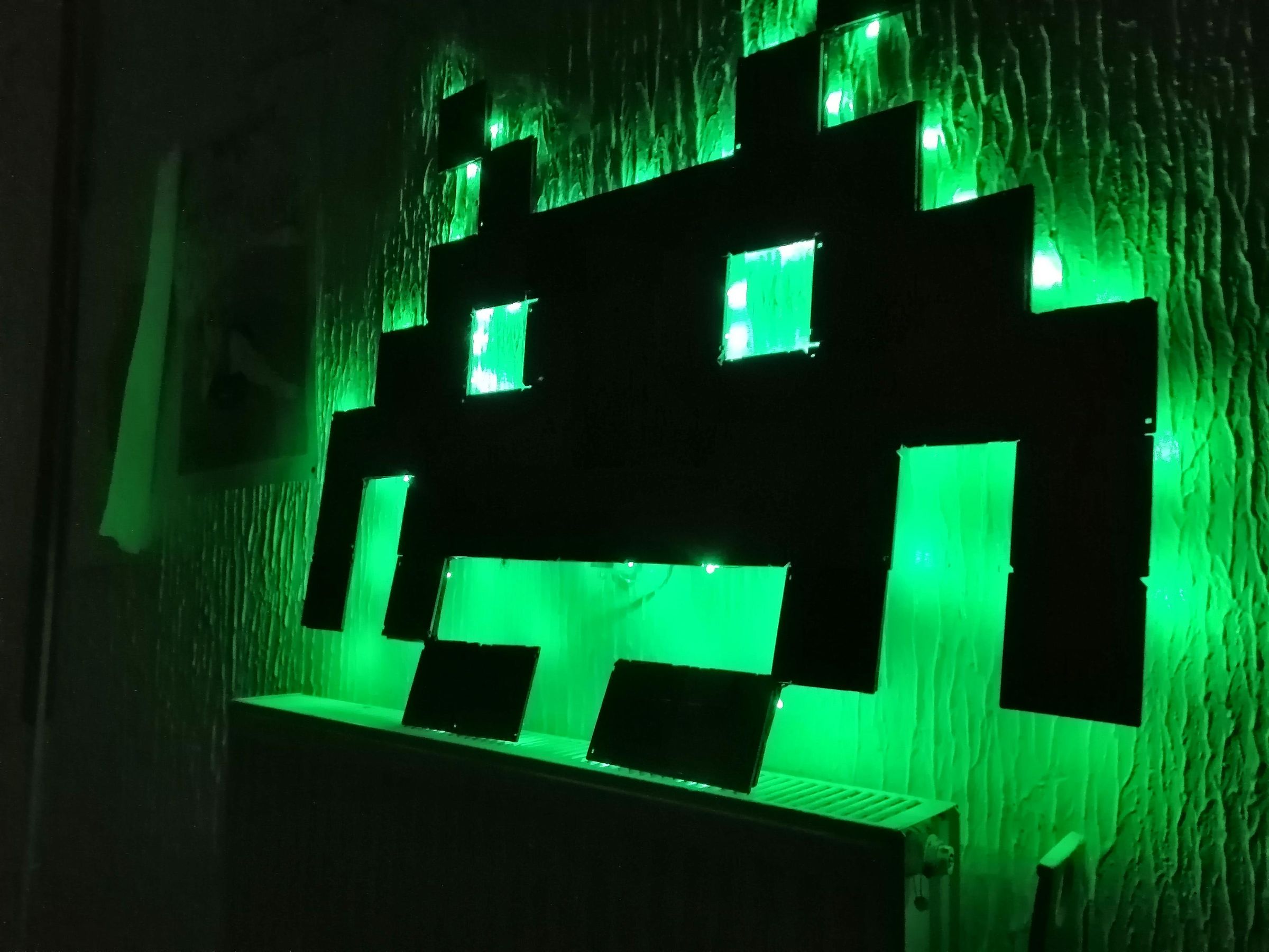 Floppy Disc Space Invader Wall Deco : 5 Steps (with Pictures ...