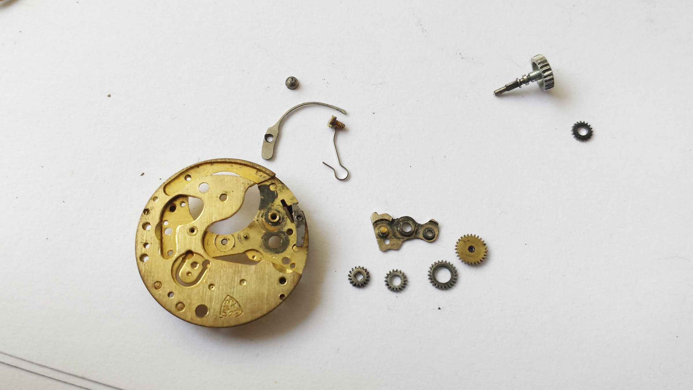 Disassembling Watches With 3 Common Tools : 18 Steps (with Pictures ...