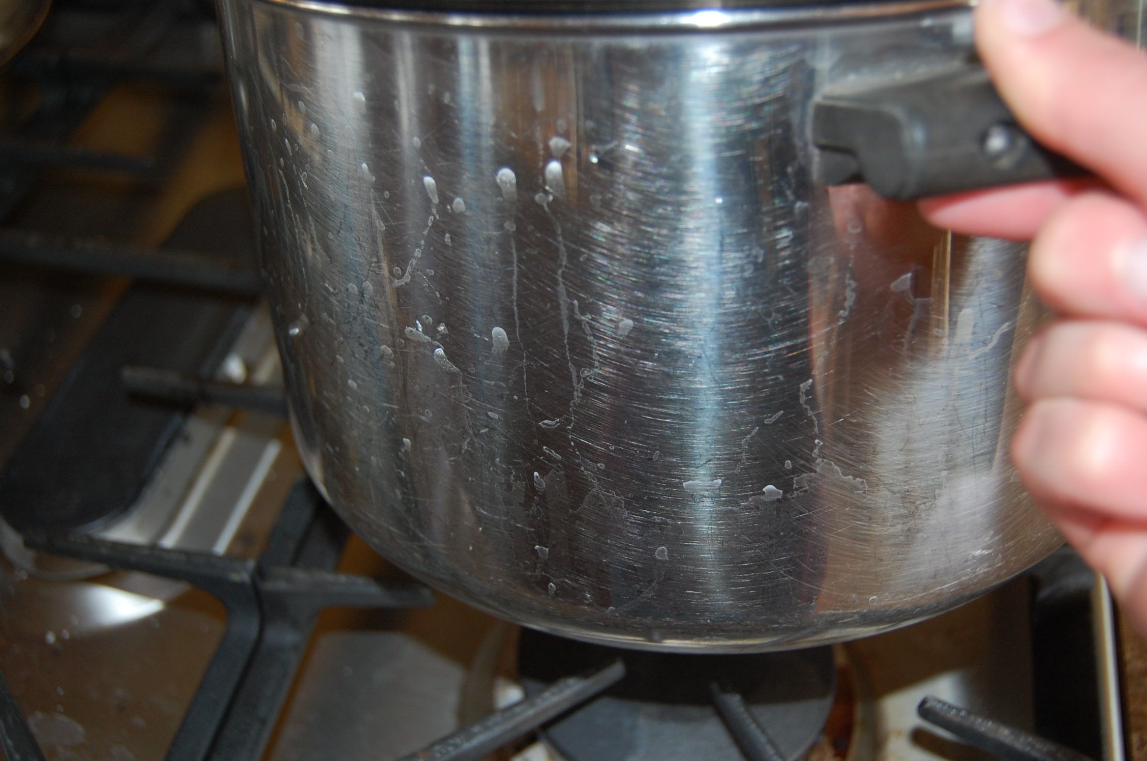 How to Pop Popcorn on the Stovetop : 4 Steps (with Pictures ...
