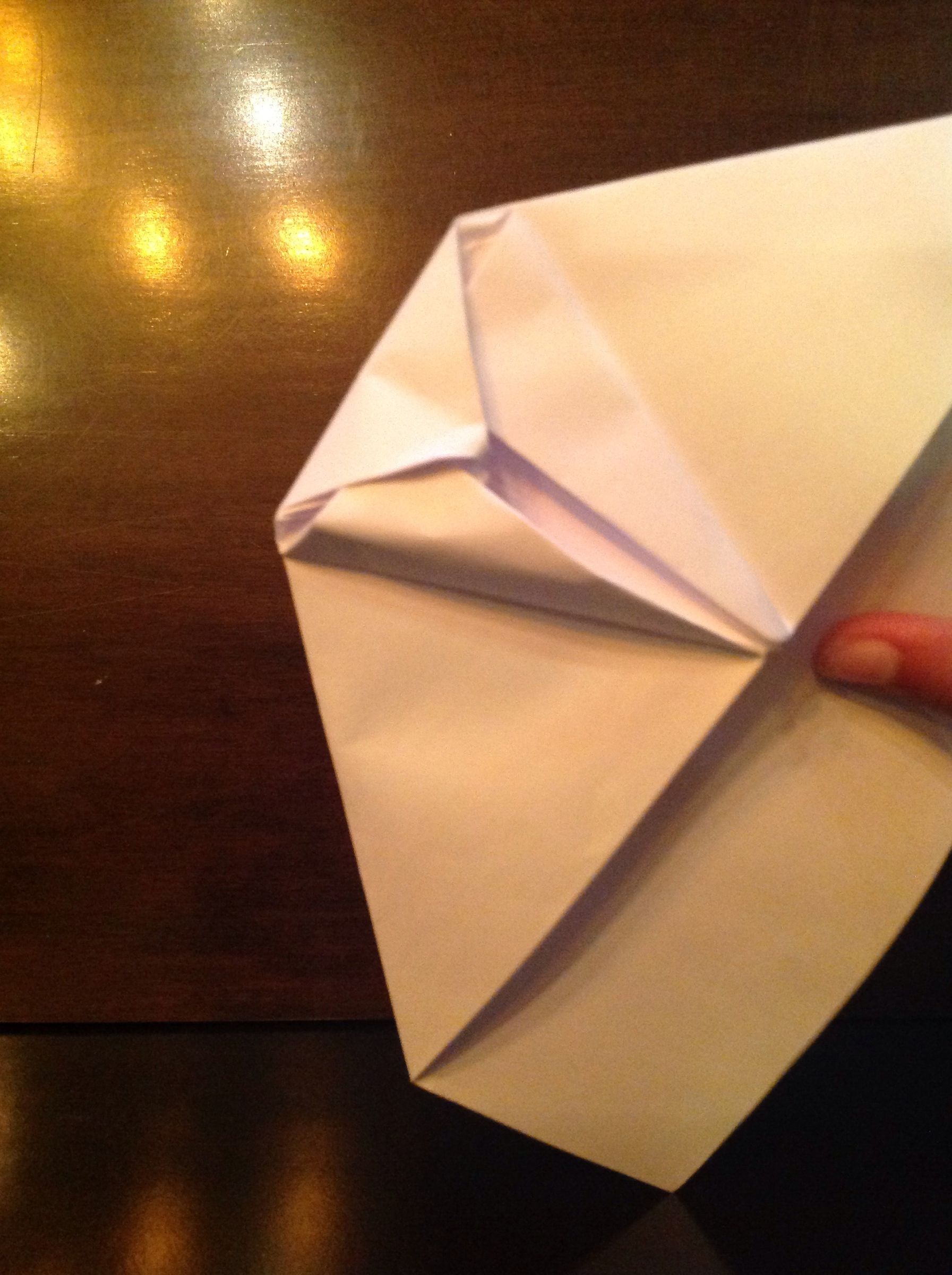 Advanced Paper Airplane : 20 Steps - Instructables