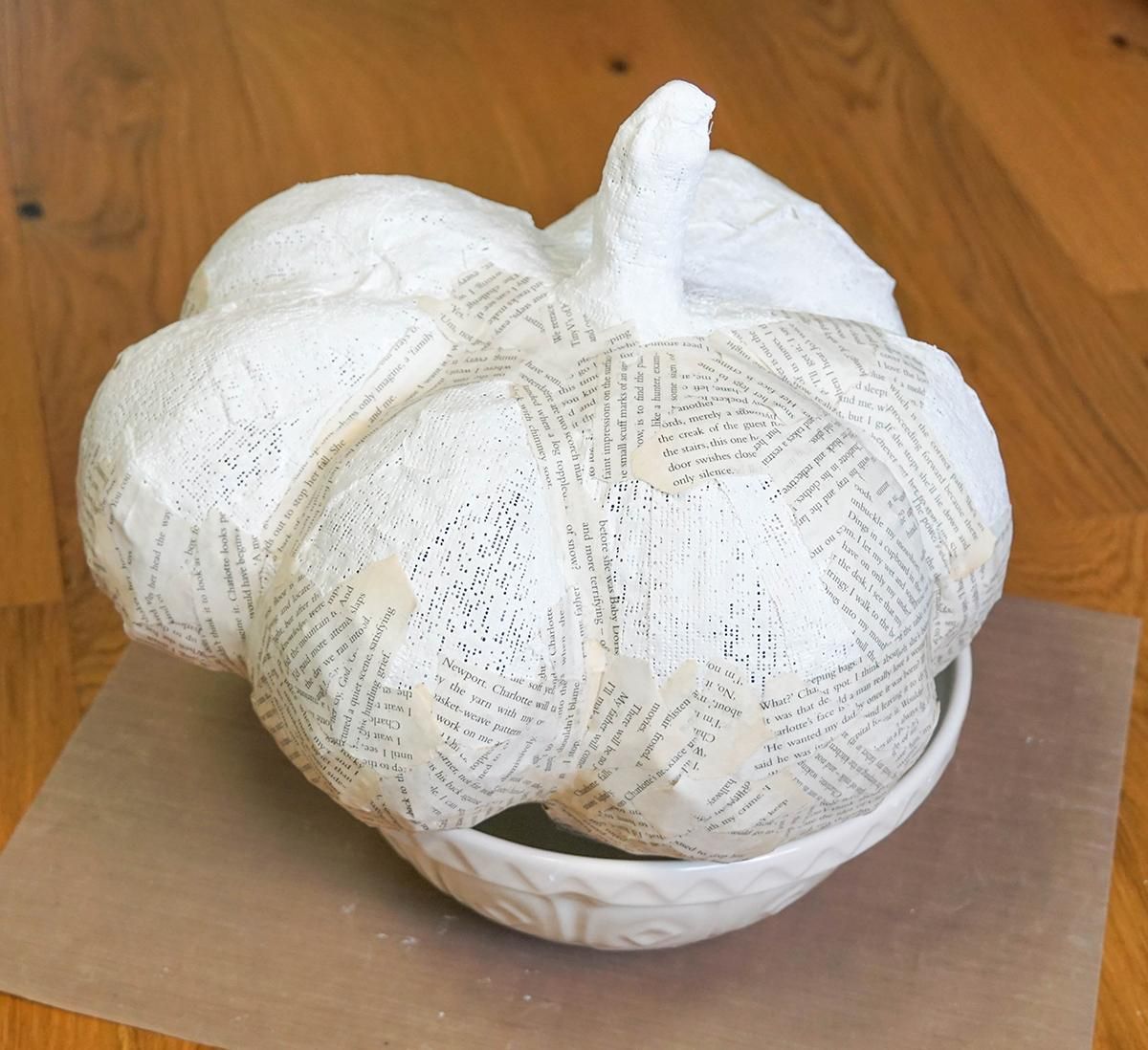 DIY Mod-Roc PUMPKIN ! | How to Make a Large Halloween Prop : 8 Steps ...