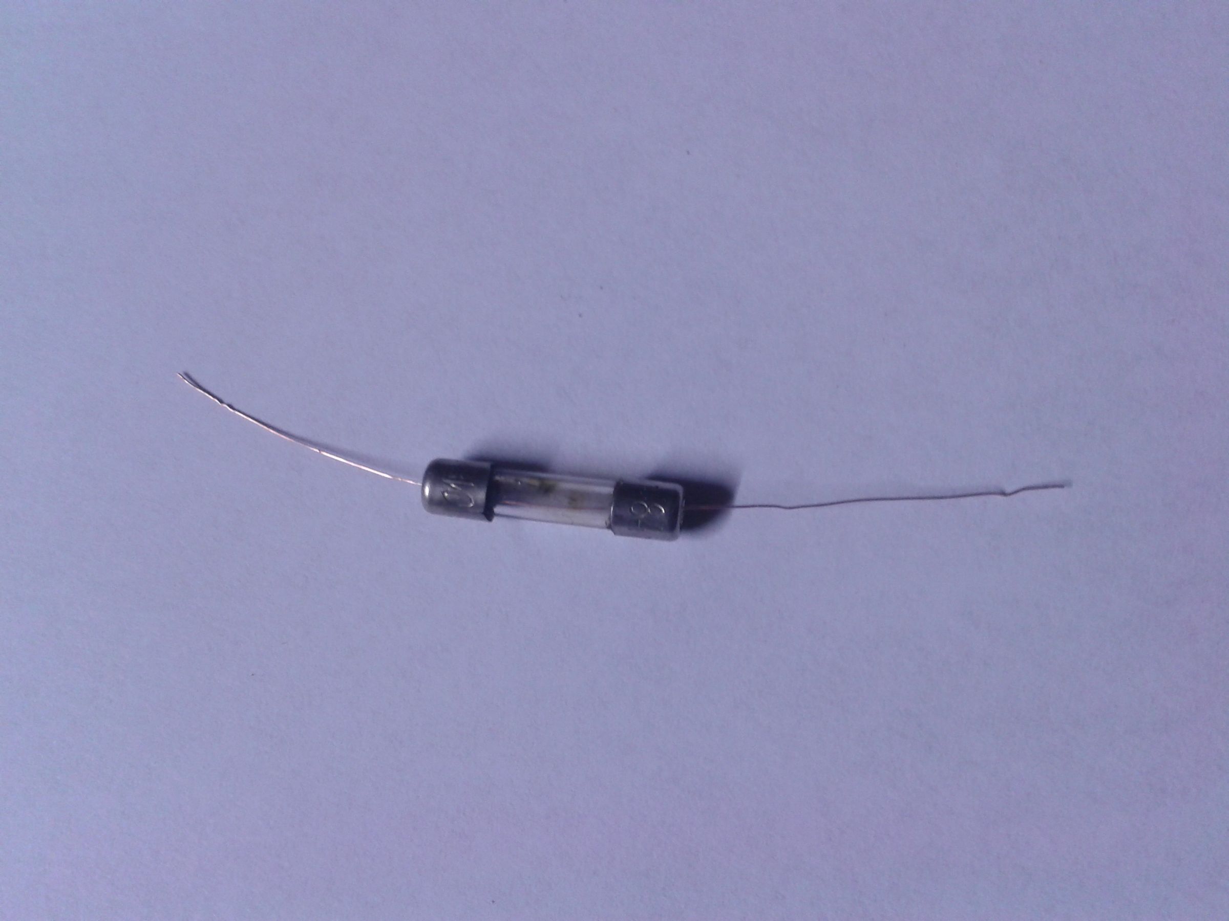 Simple Reusable Fuse : 6 Steps - Instructables
