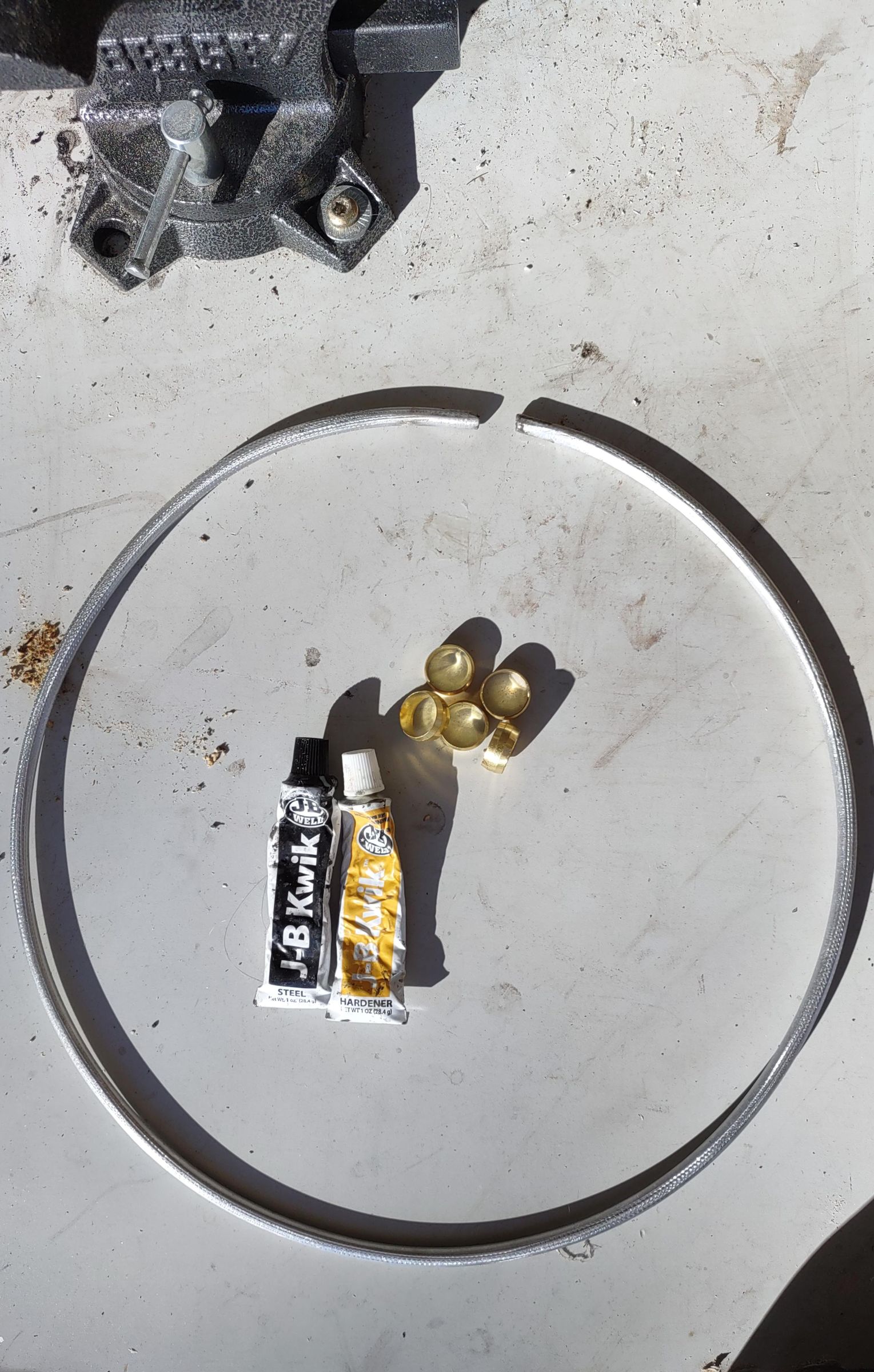 DIY Simple "Buzz Ring" : 4 Steps - Instructables