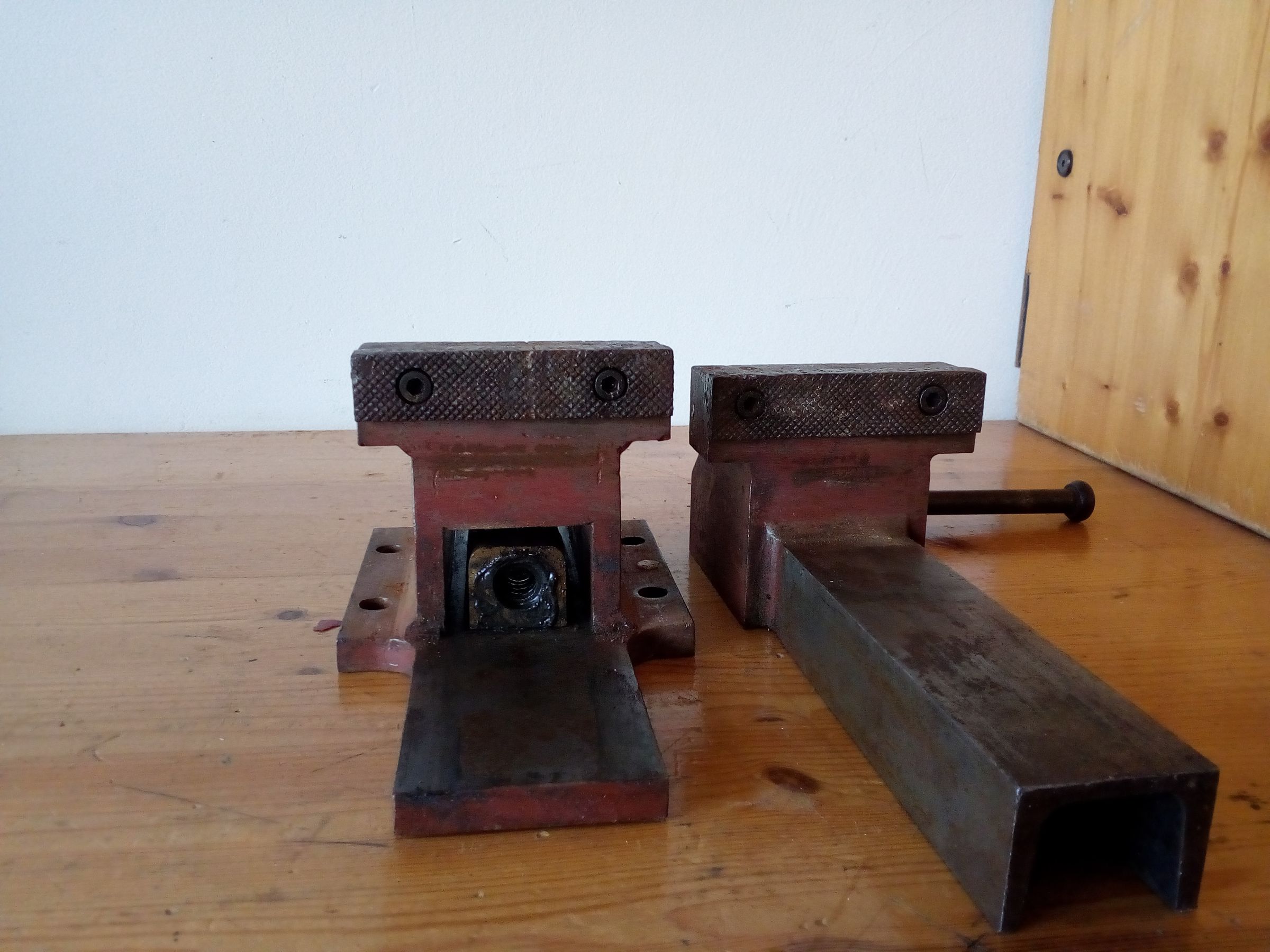 Bench Vice Restouration : 6 Steps (with Pictures) - Instructables